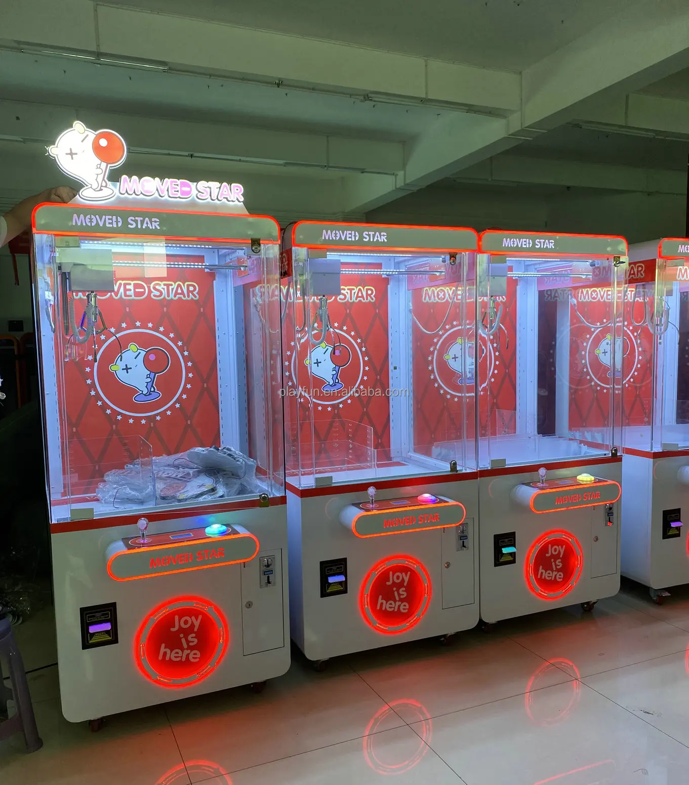 Playfun Hot Sale Coin-Operated Lucky Star Neon Catcher