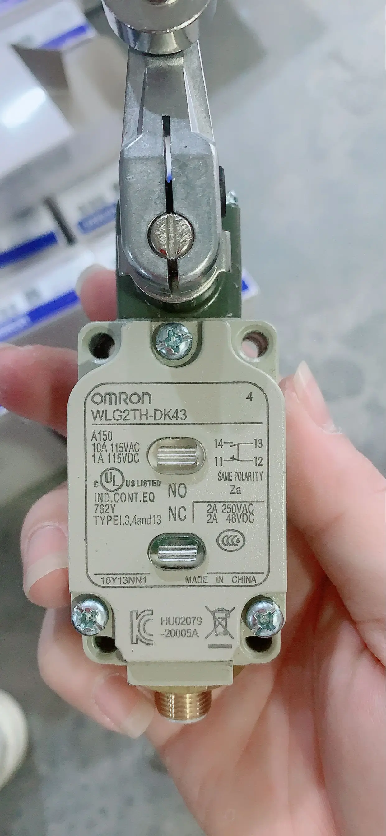New Orginal Omron Micro Switch D4mc-3030 D4mc-5000 D4mc-5040 D4mc-5040 ...