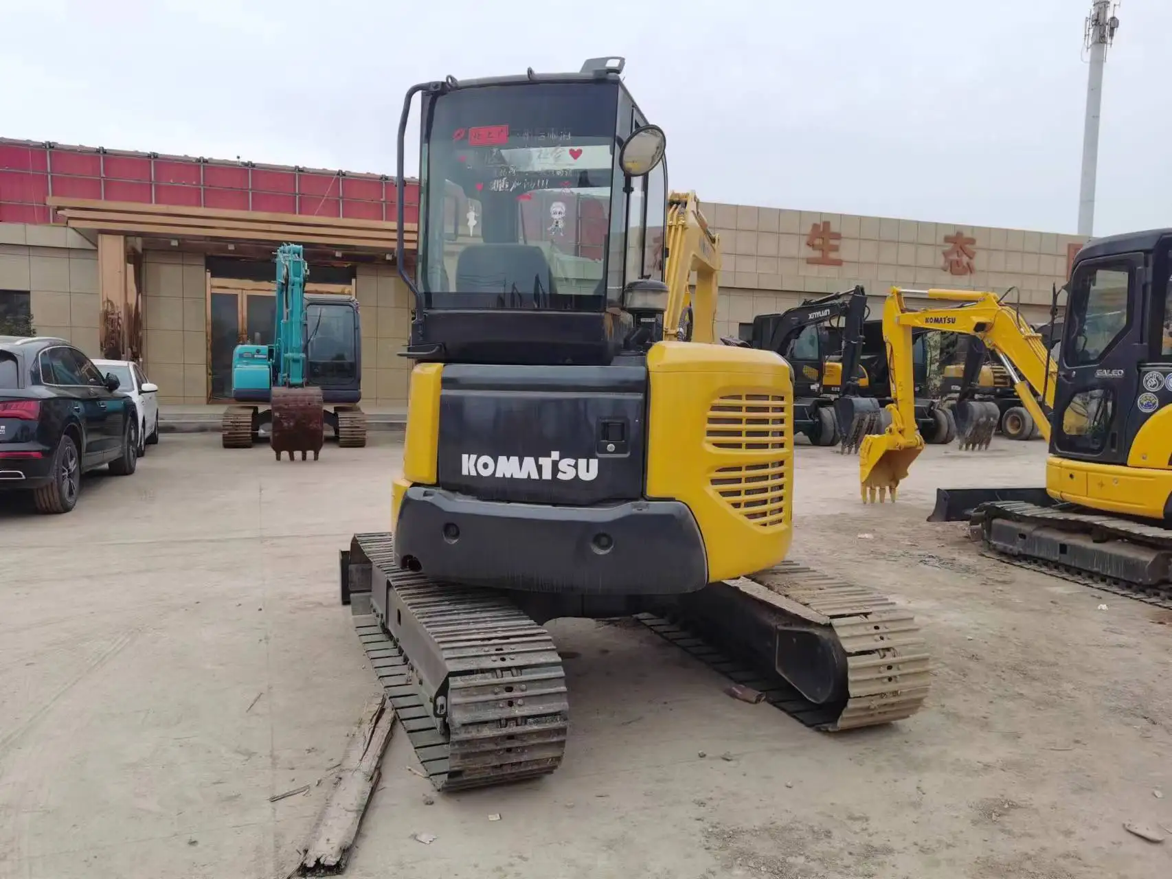 Used Komatsu Mini Excavator/mini Digger Komatsu Pc55mr Crawler ...