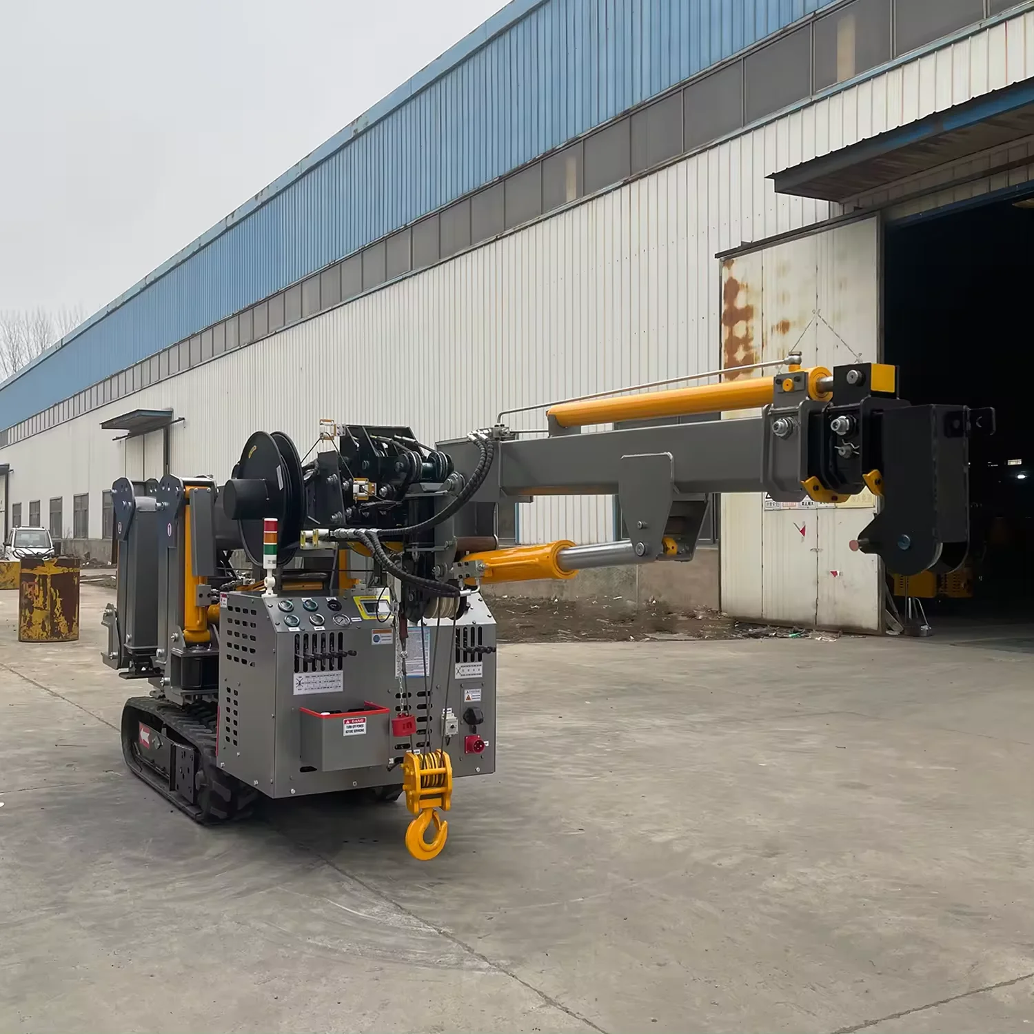 3ton Diesel Electric Tracked Spider Cranes - Versatile & Durable