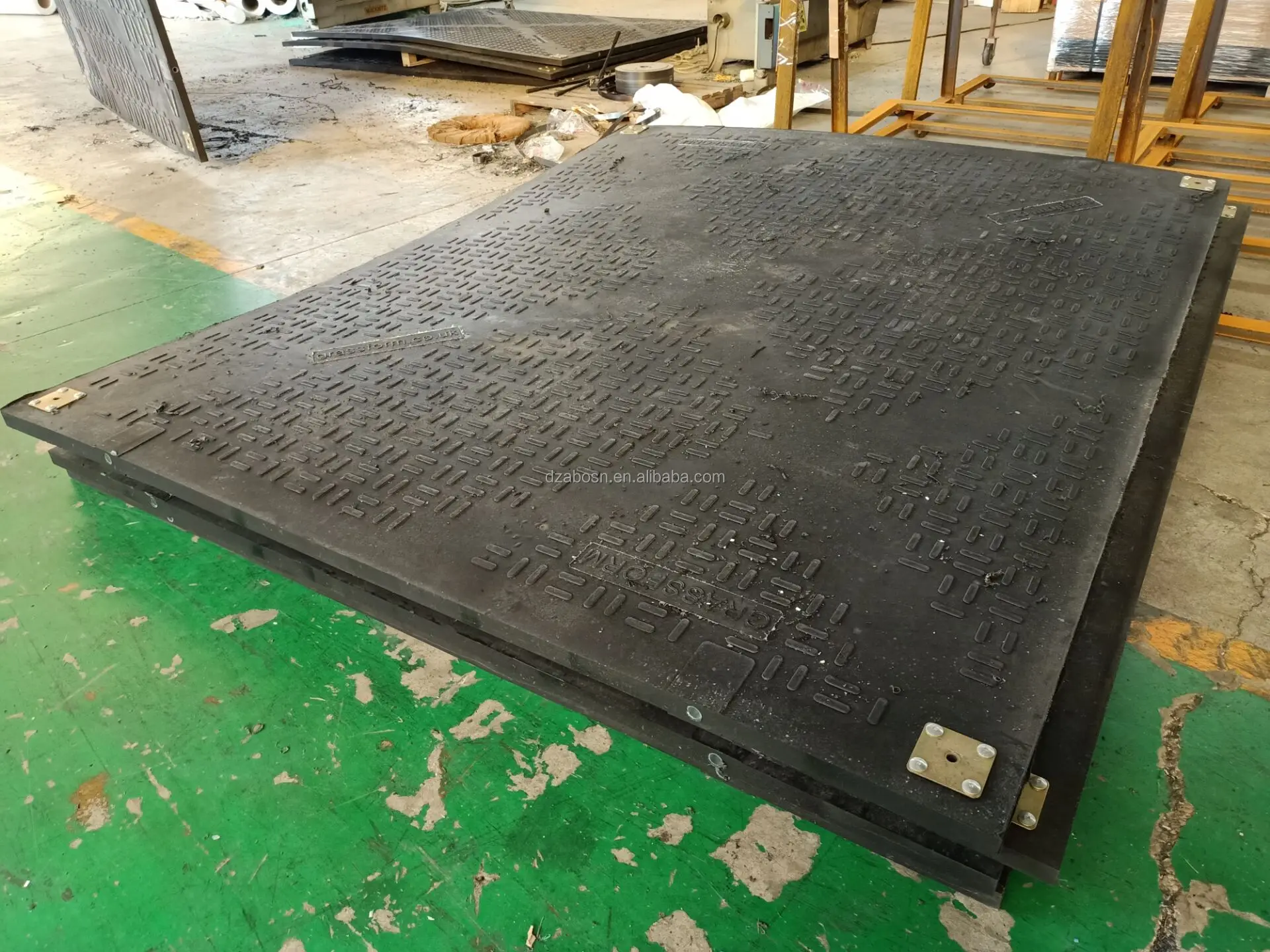Abosn Uhmwpe Portable 3000x2500x25mm Plastic Temporary Crane Road Ground Protection Mats - Buy ...