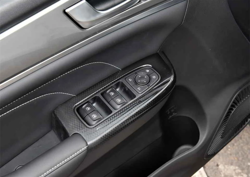 Haval M6 Plus A Compact Suv 2022 New Fuel Car Haval M6 1.5t Suv Fuel ...