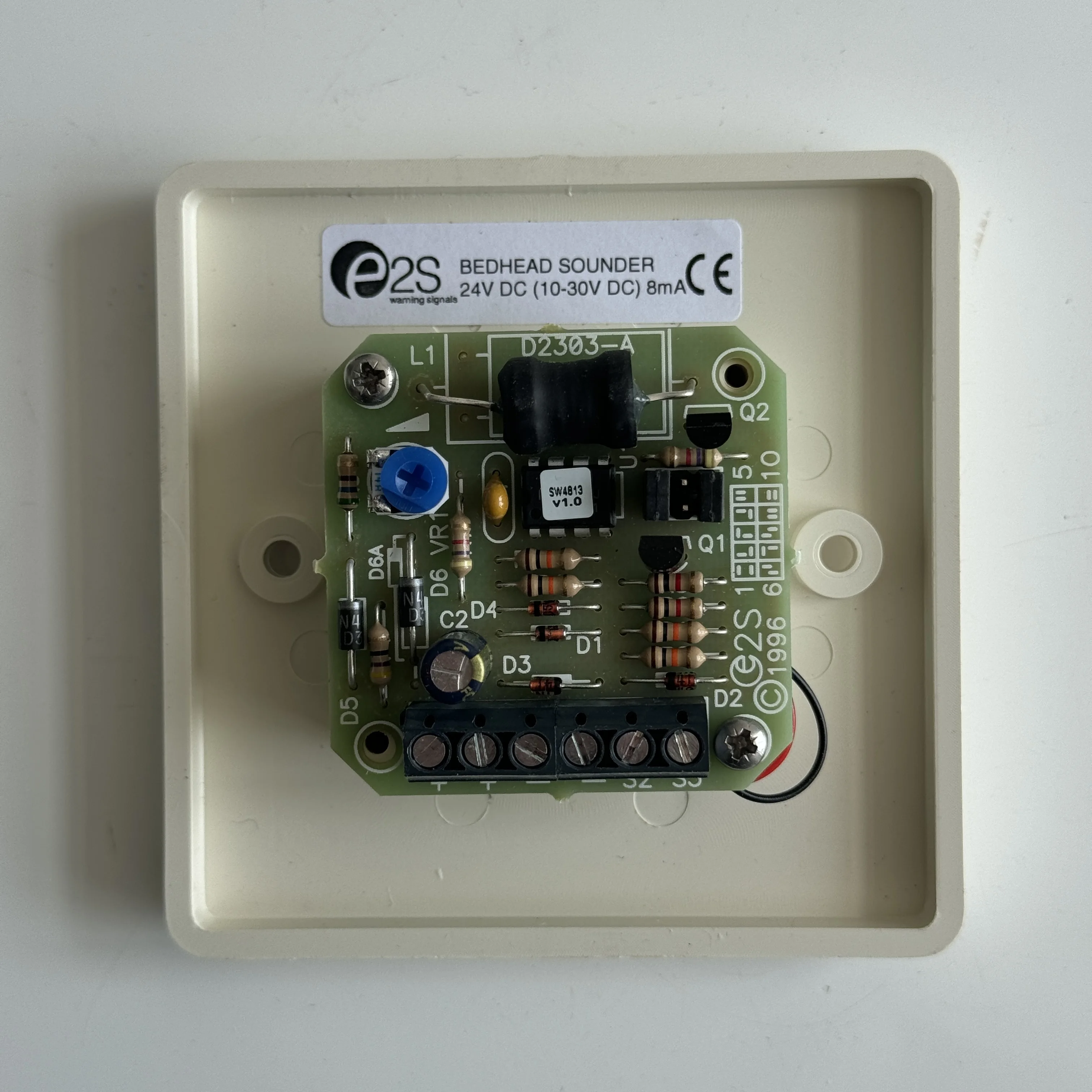 E2s Bedhead Sounder Buzzer 90db 24vdc Ip21 White - Buy E2s Bedhead ...