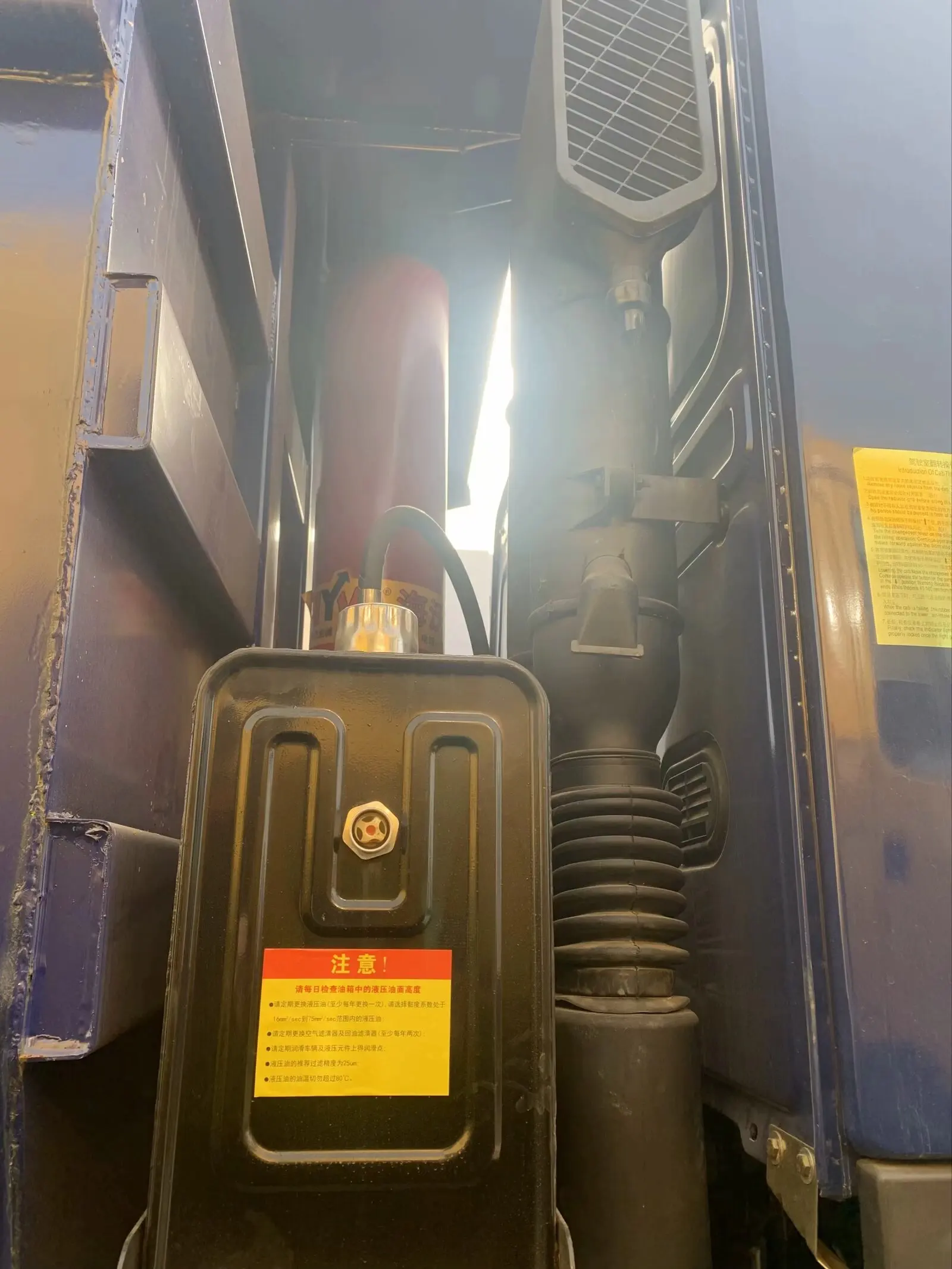 Sinotruk 25 Tons 6x4 Dump Truck Camera 12 Heavy Truck 2027 Howo Dump ...