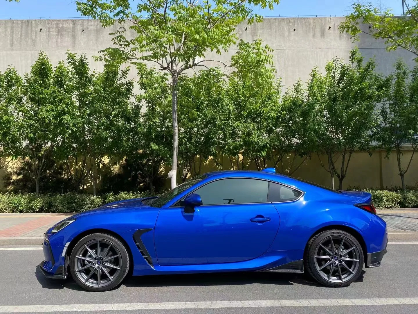 STI Style Carbon Fiber Rear Bumper Splitter Spats for Subaru BRZ