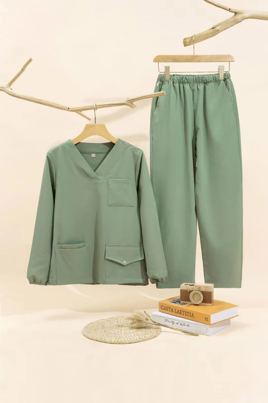 Women Medical Scrubs Uniforms for Muslim Custom Private Logo Design ...