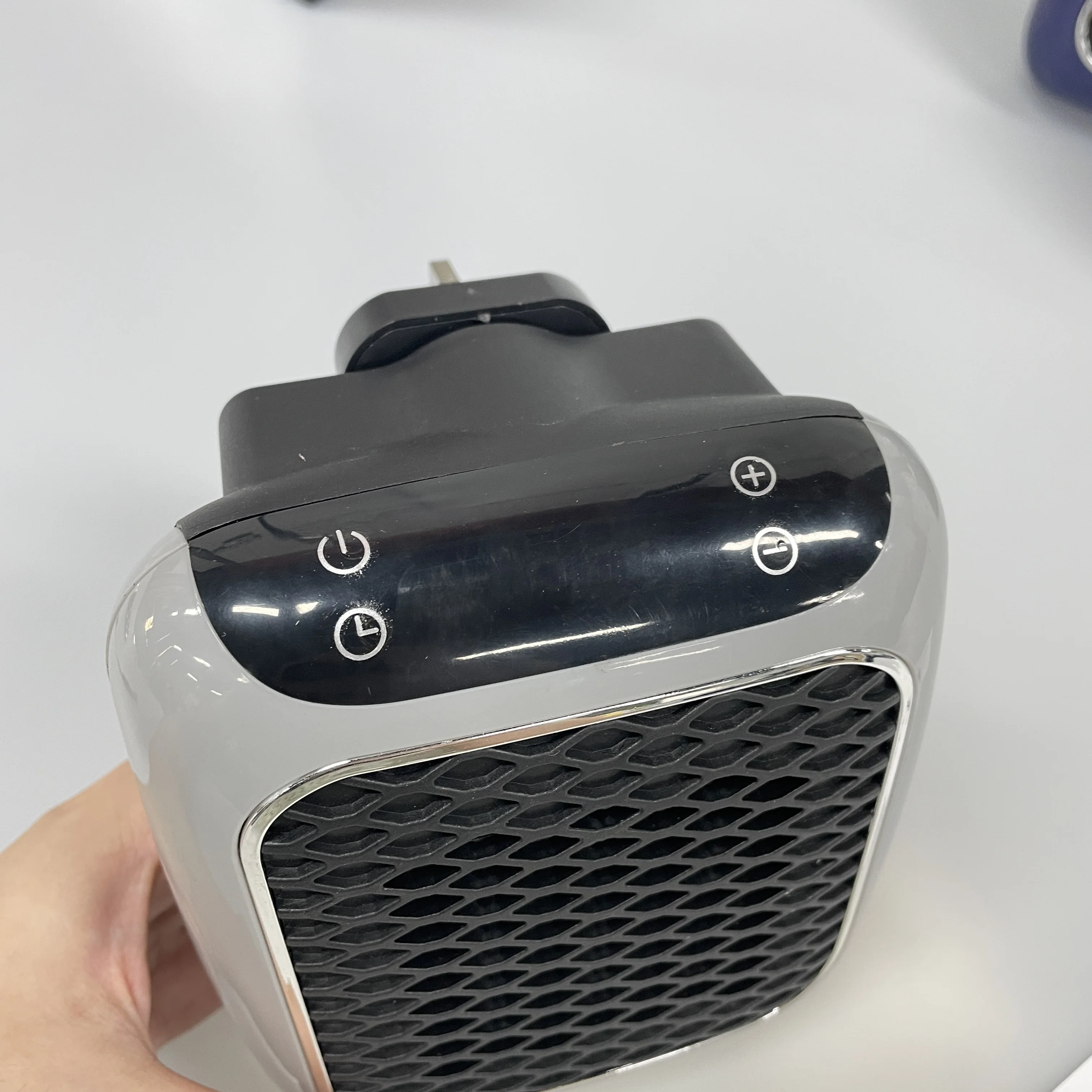 Wholesale Mini Fan Heater Small Smart Wall Socket Heater Portable ...