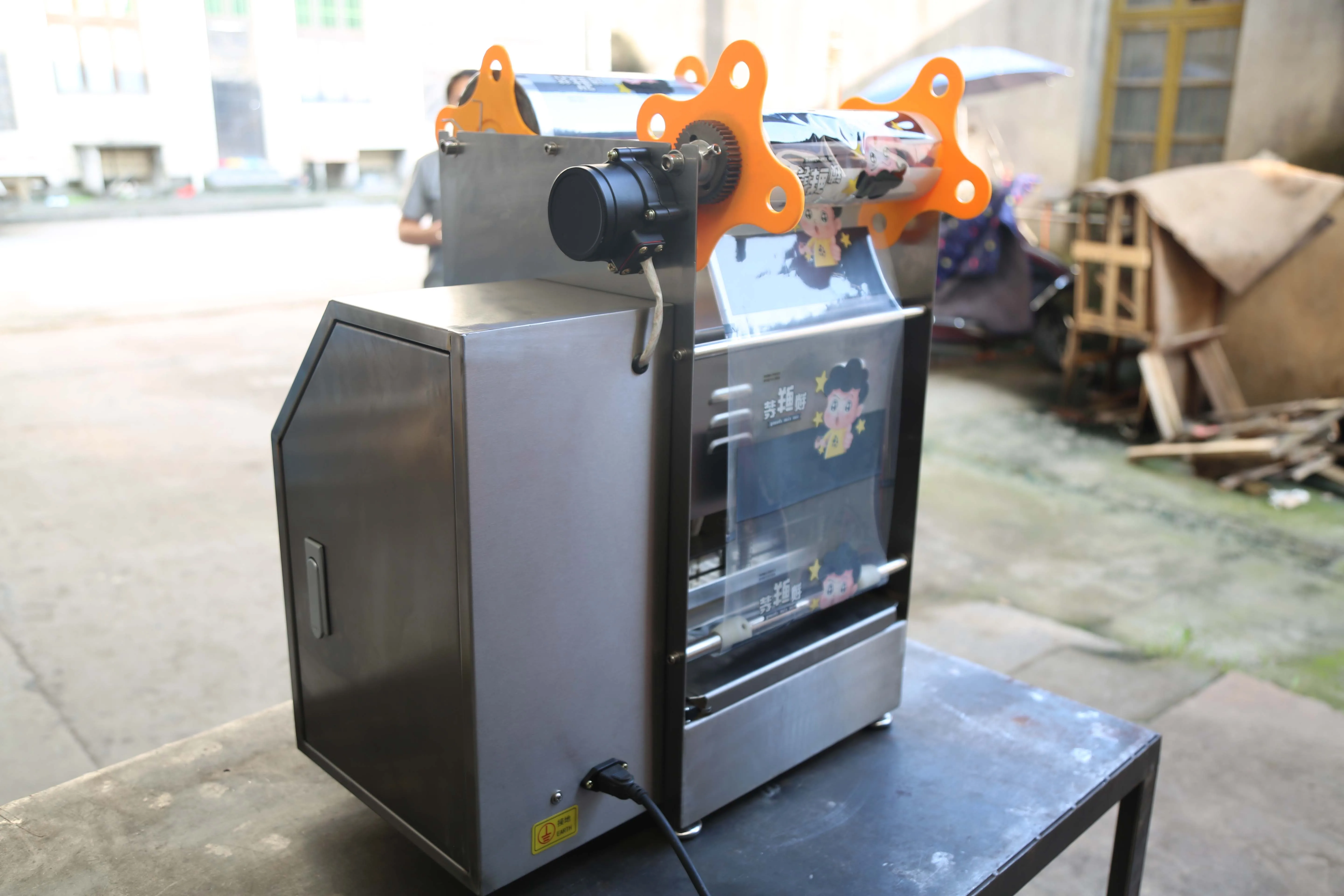 Semi Automatic Table Top Tray Sealer - Efficient Food Packaging