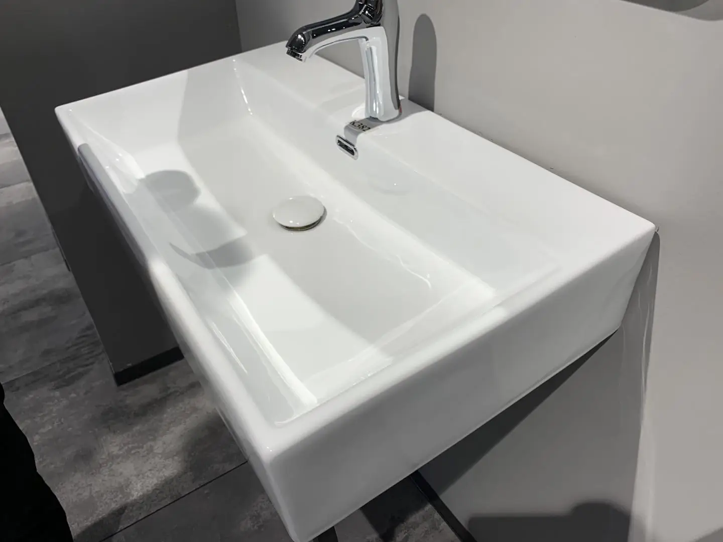 Ergonomic Sink - Accessible Wash Hand Basins for Disabled