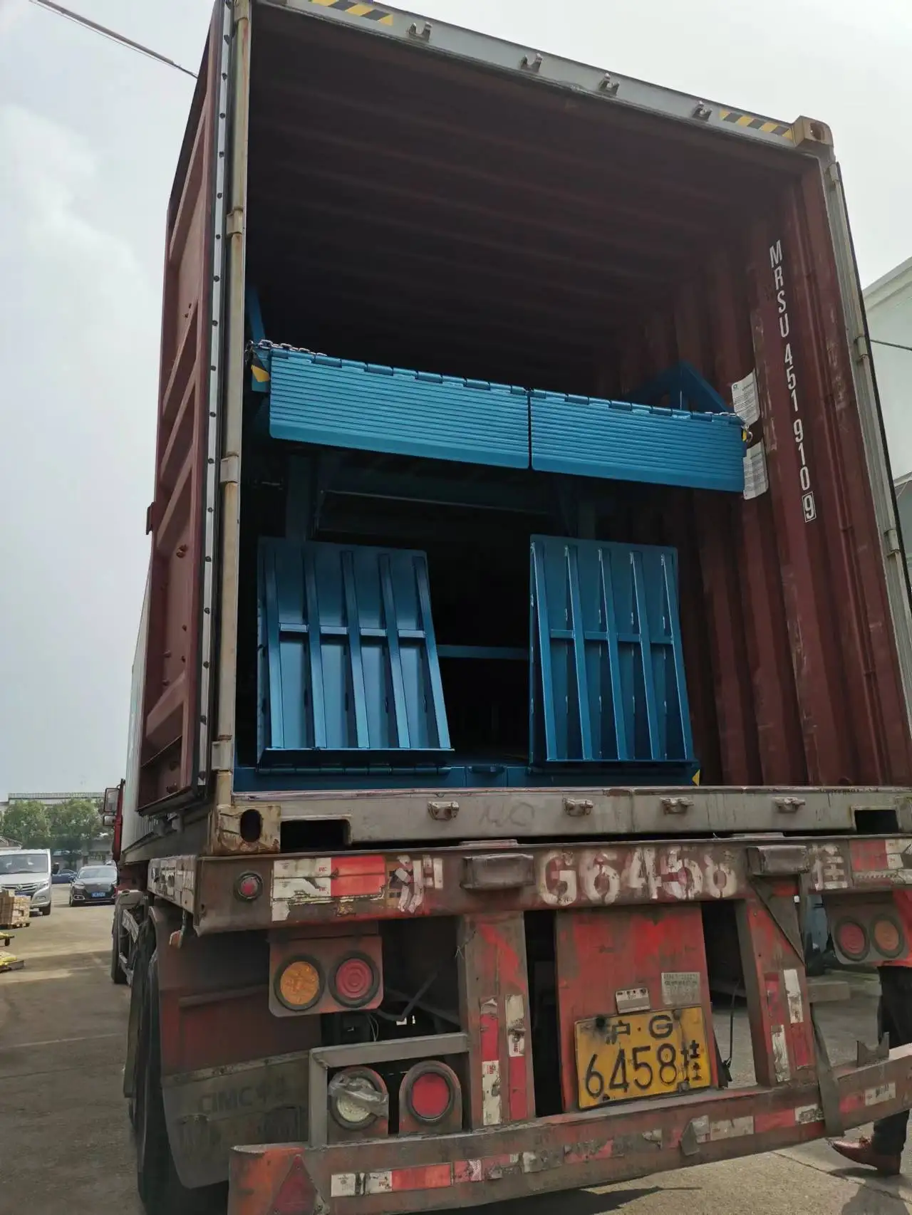 8 Ton Cargo Loading Container Mobile Yard Ramps Boarding Bridge Movable ...