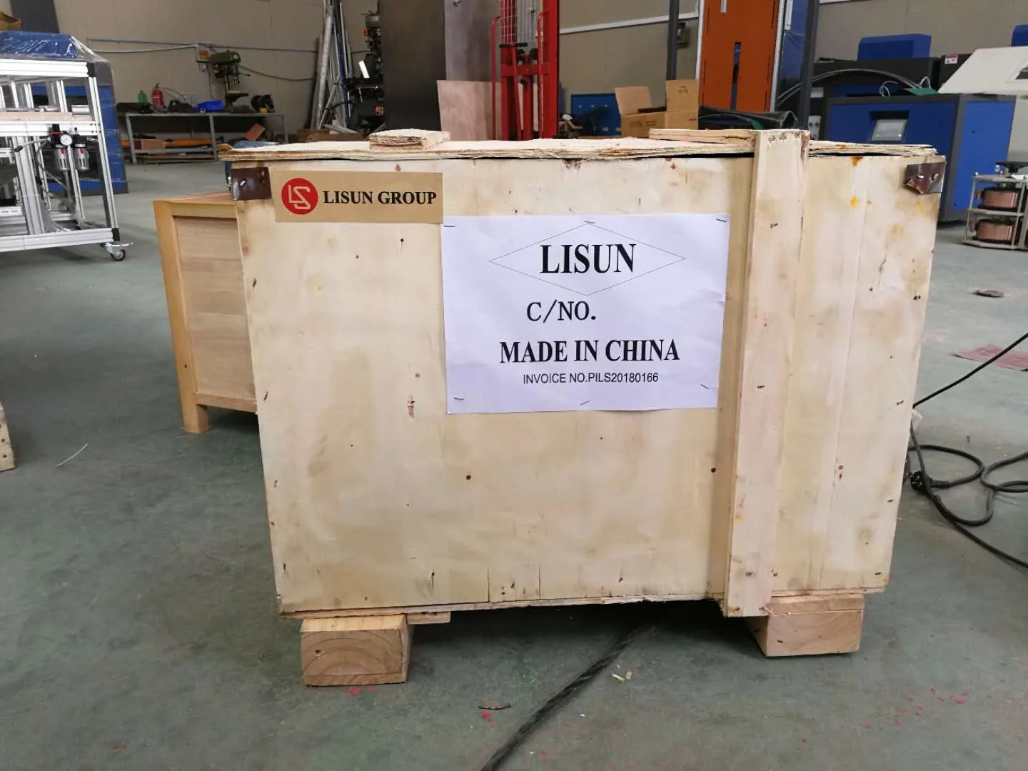 ระบบทดสอบ Emi เป็นระบบทดสอบ Emc และมีเครื่องมือทดสอบ Ems เช่น Esd,Eft ...