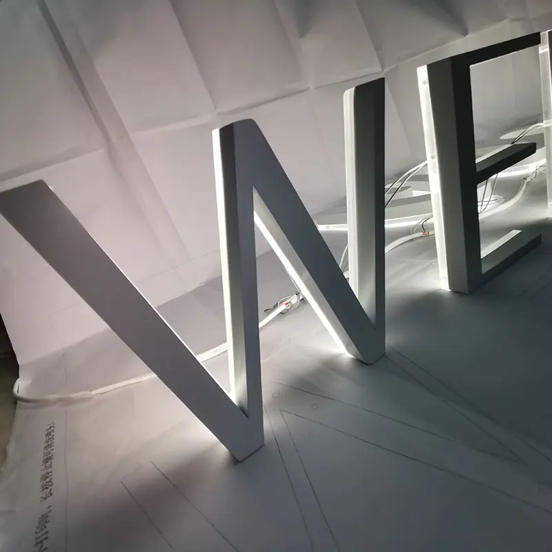 3D Signage White Laser Cut Office Signs 3D Illuminated Metal Letters ...