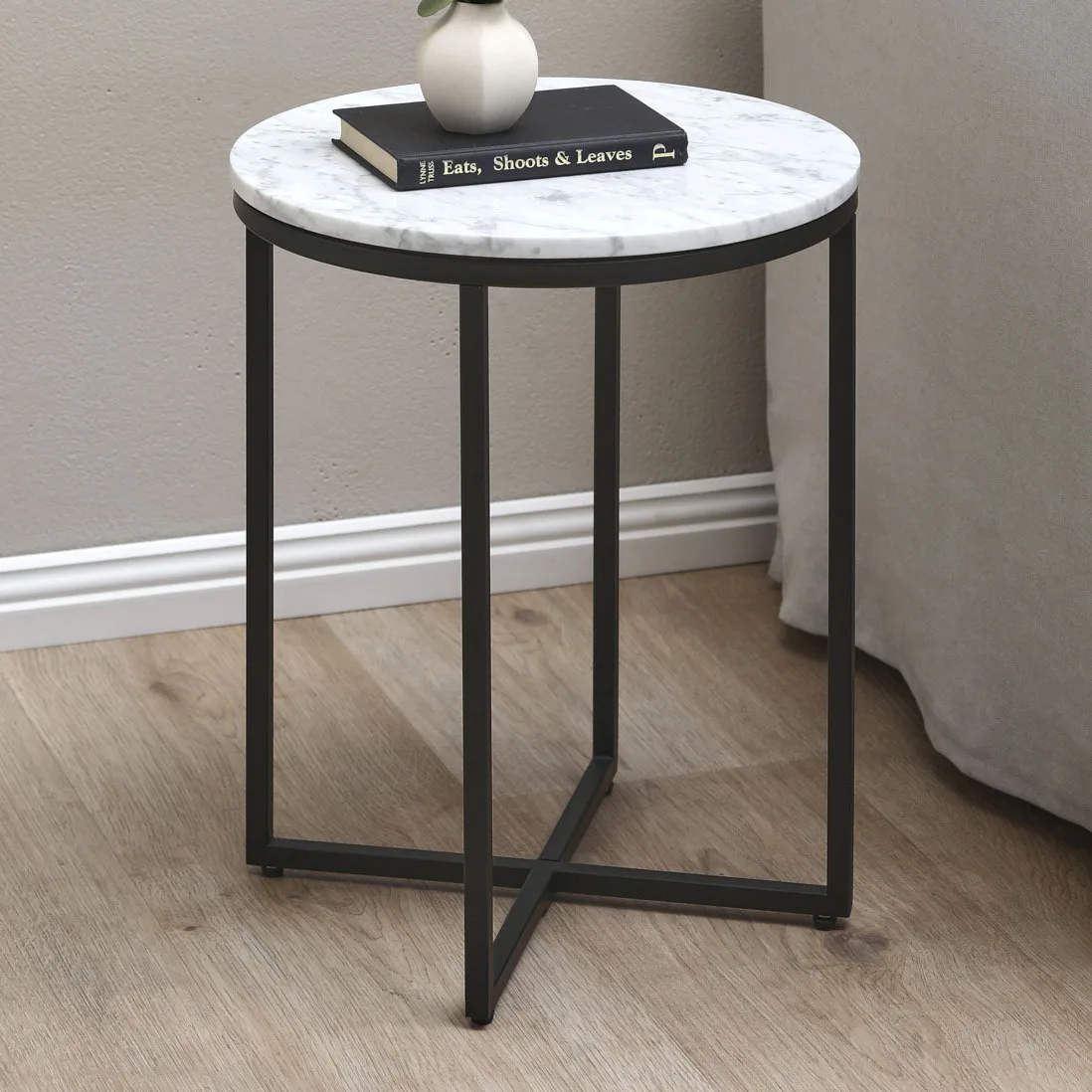 White Carrara Marble Single Deck Table Streamline Marble Side Table ...