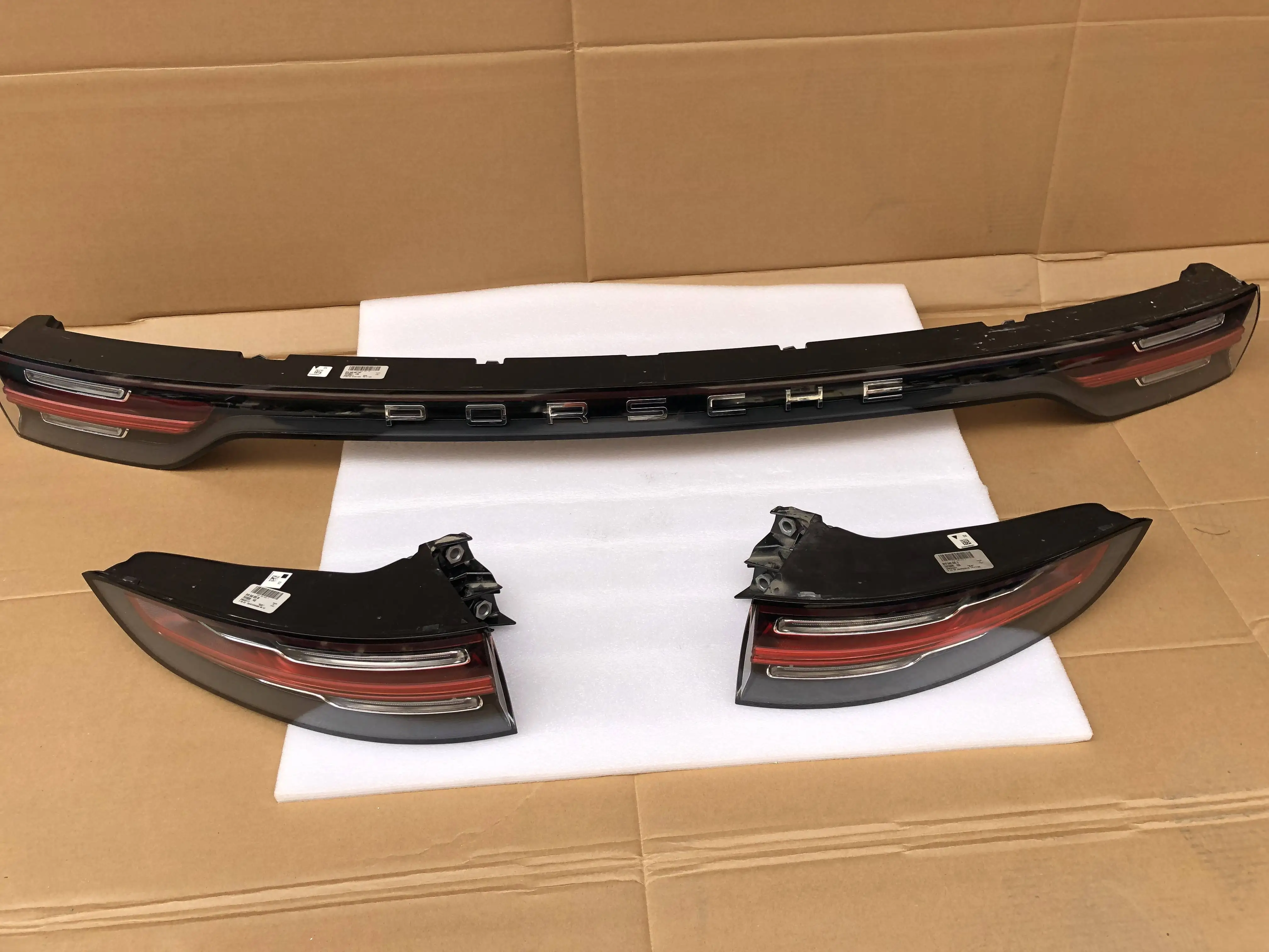 For 2019 2020 9yo Gts Original Rear Tail Lights Porsche Cayenne Tail Light - Buy For Porsche ...