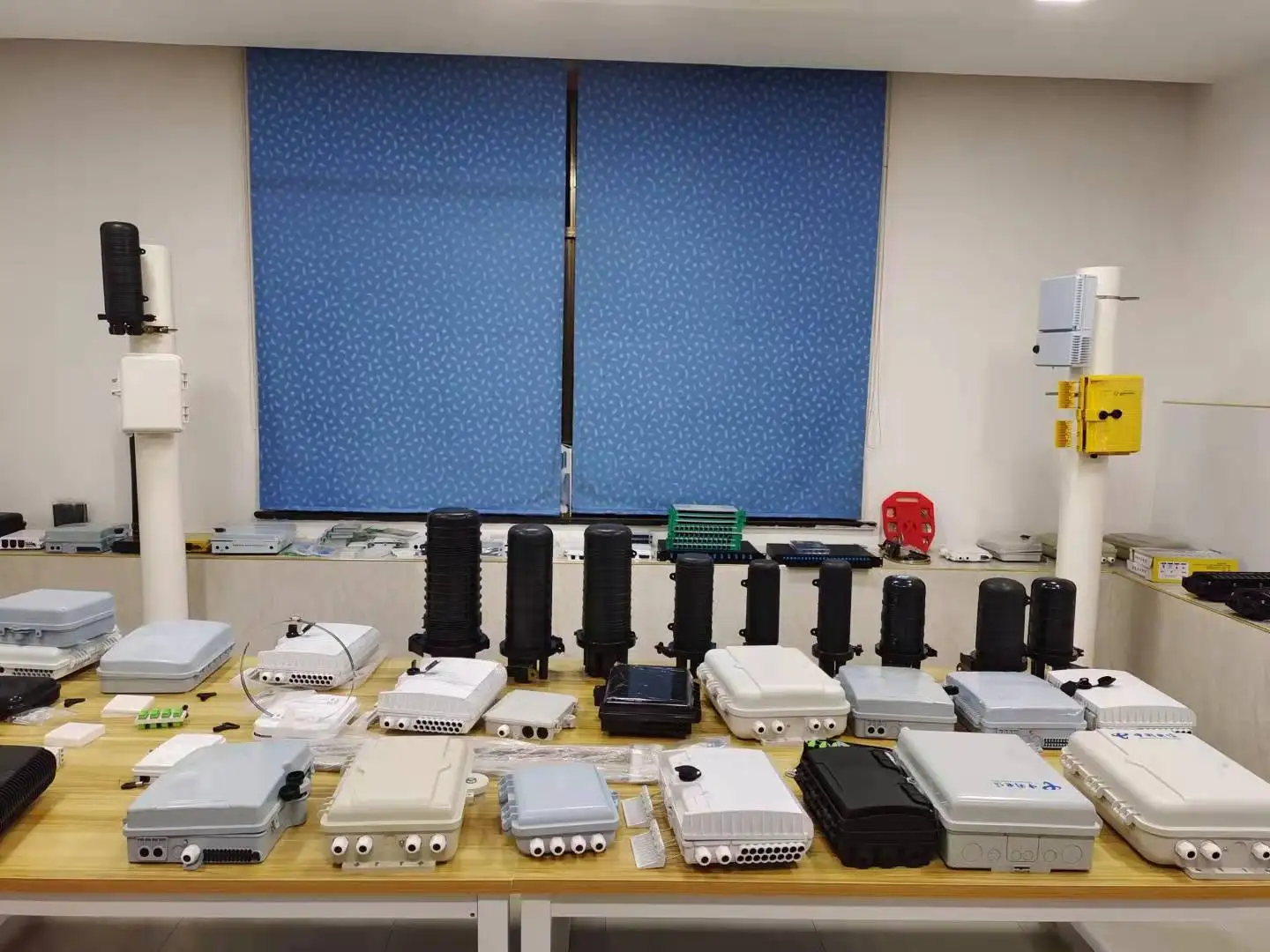 Outdoor Optical Fiber Distribution Box Fdb Nap Odp 16 Core Plc Splitter ...