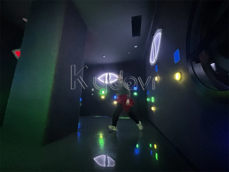 Digital Team Competition Adventure Activate Hide Devil's Eye Game ...