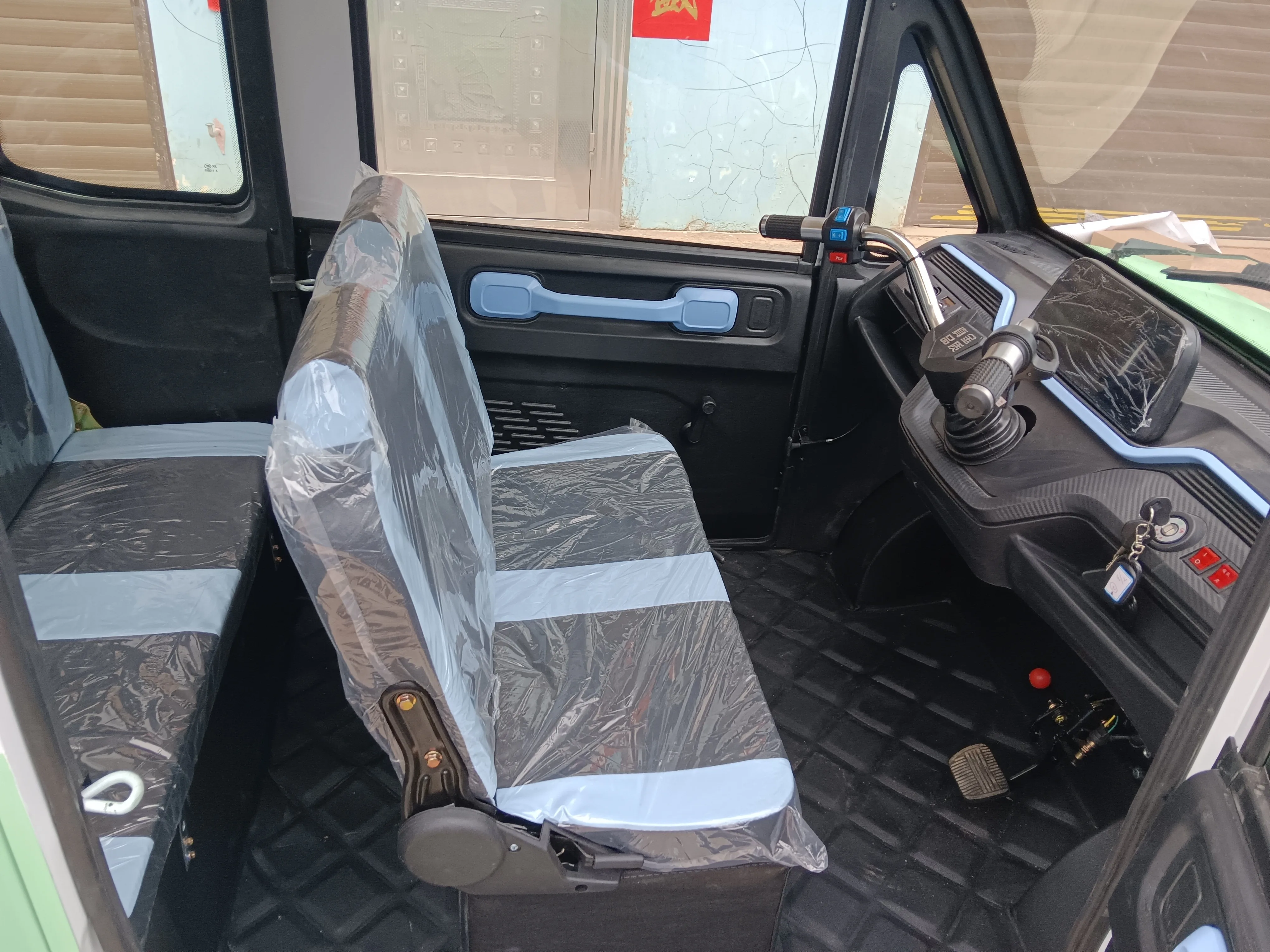 One Person Electric Car - 2 Doors, 4 Wheels for Adults