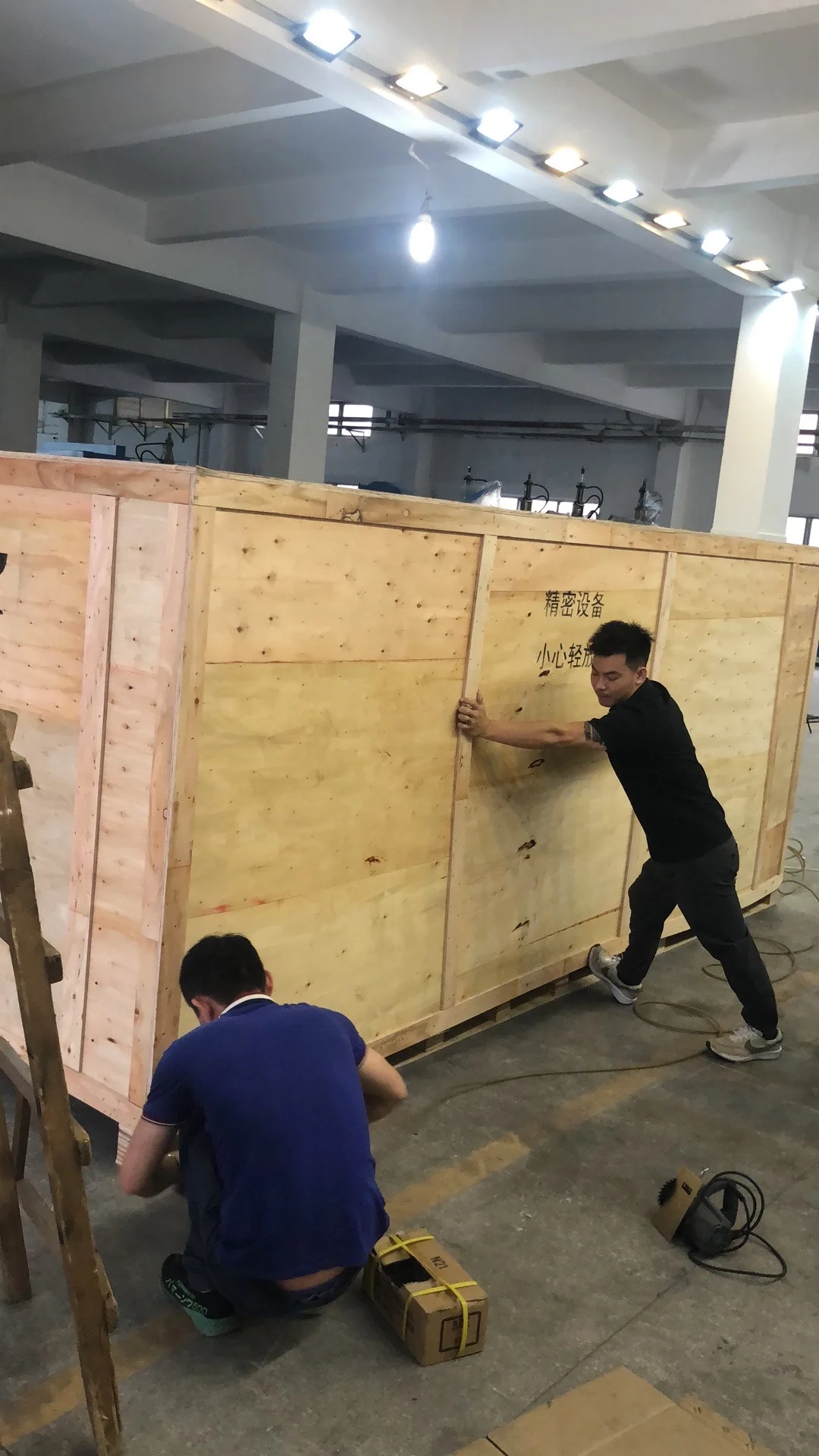 Semi-automatic Polishing Machine for Stainless Steel