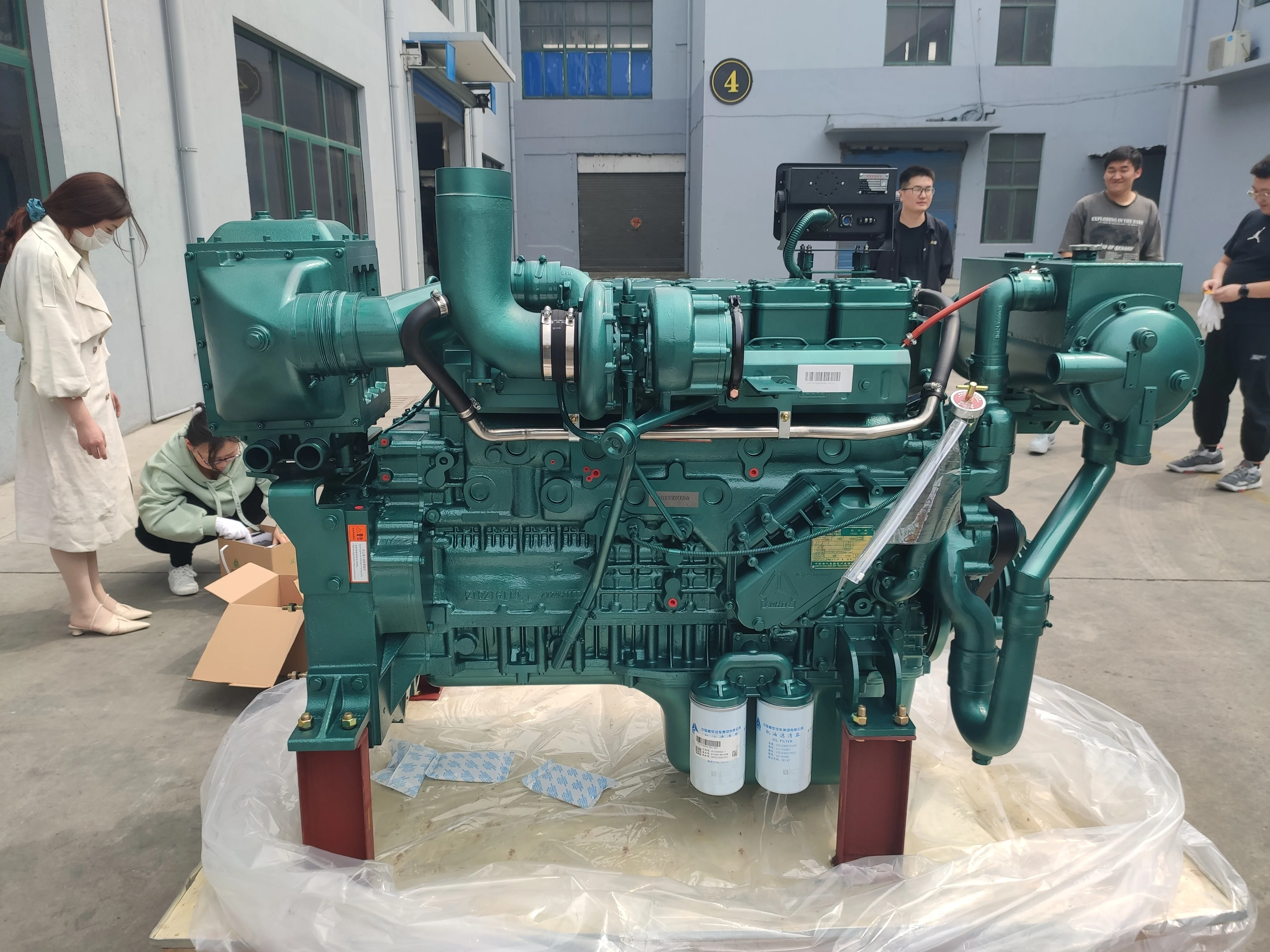 Sinotruk Marine Diesel Engine Fiberglass Boat Engine Sinotruk Marine ...