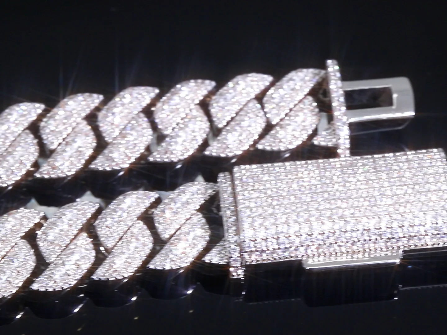 Yu Ying Sterling Silver 16mm Wide Iced Out Chain Moissanite Diamond ...