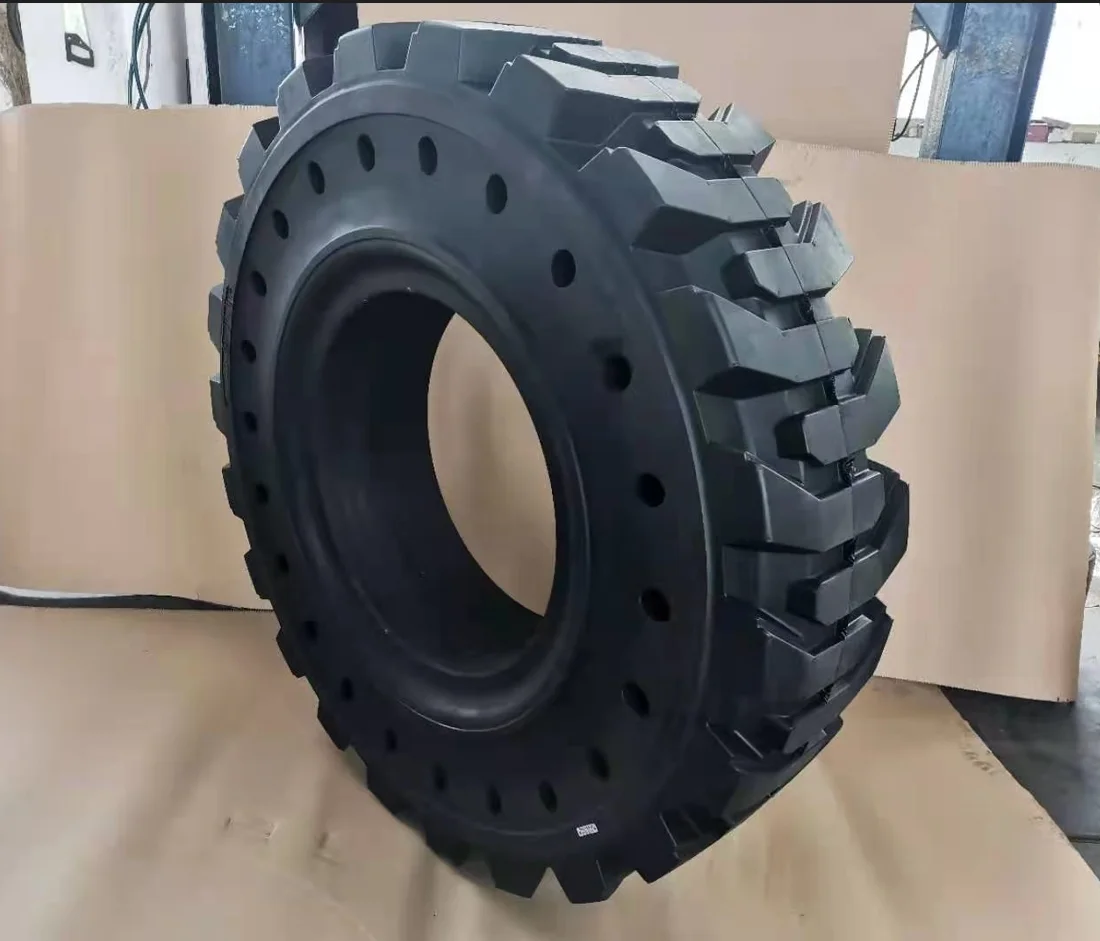 Skid Steer Backhoe Loader Solid Rubber Tyre 13.00-24 Telehandler Tyre ...