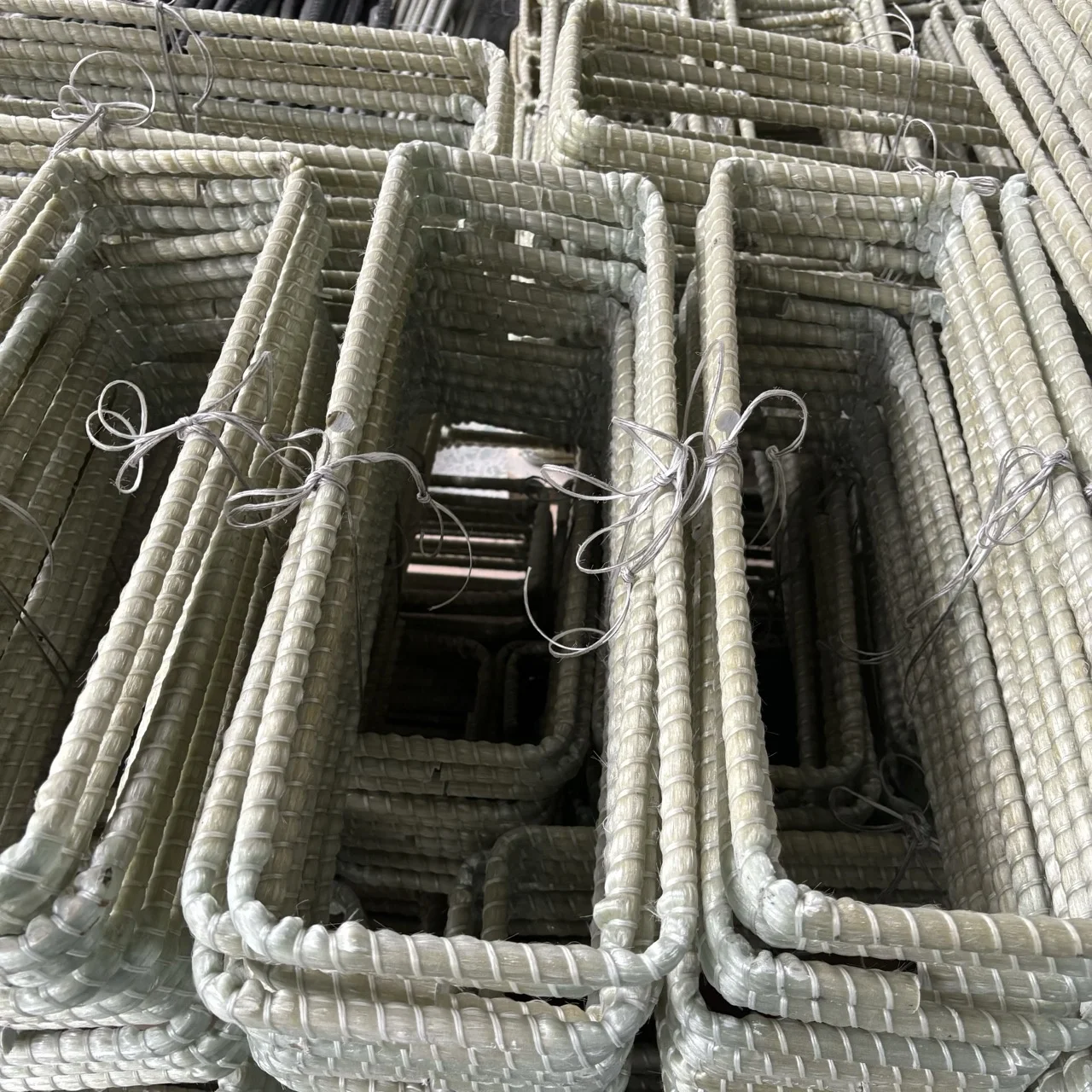 Fiberglass Bending Stirrup Rebar Gfrp Fiberglass Stirrup Rebar L Shaped ...