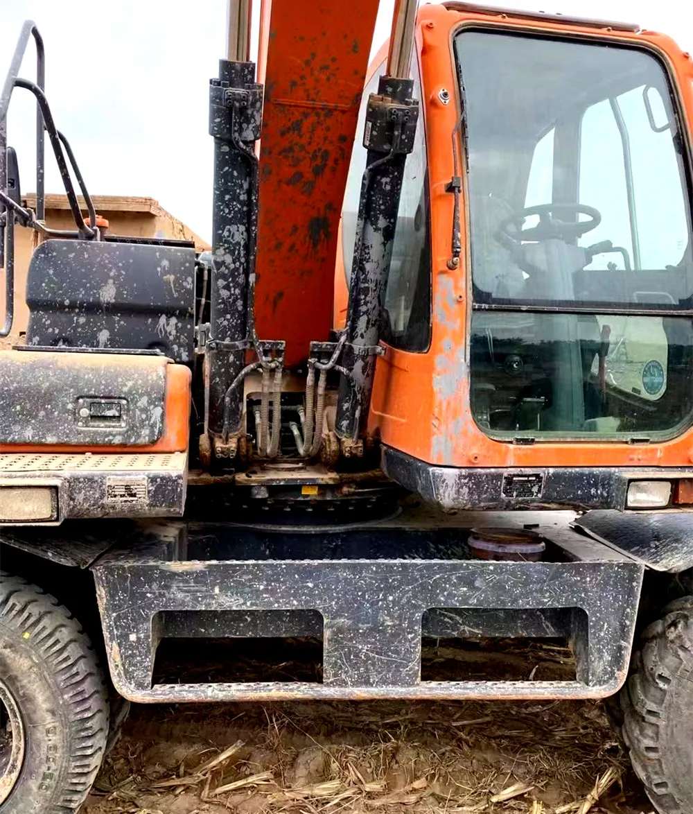 Original Used Doosan DX 150 Wheel Excavator in Good Condition Doosan 15 ...