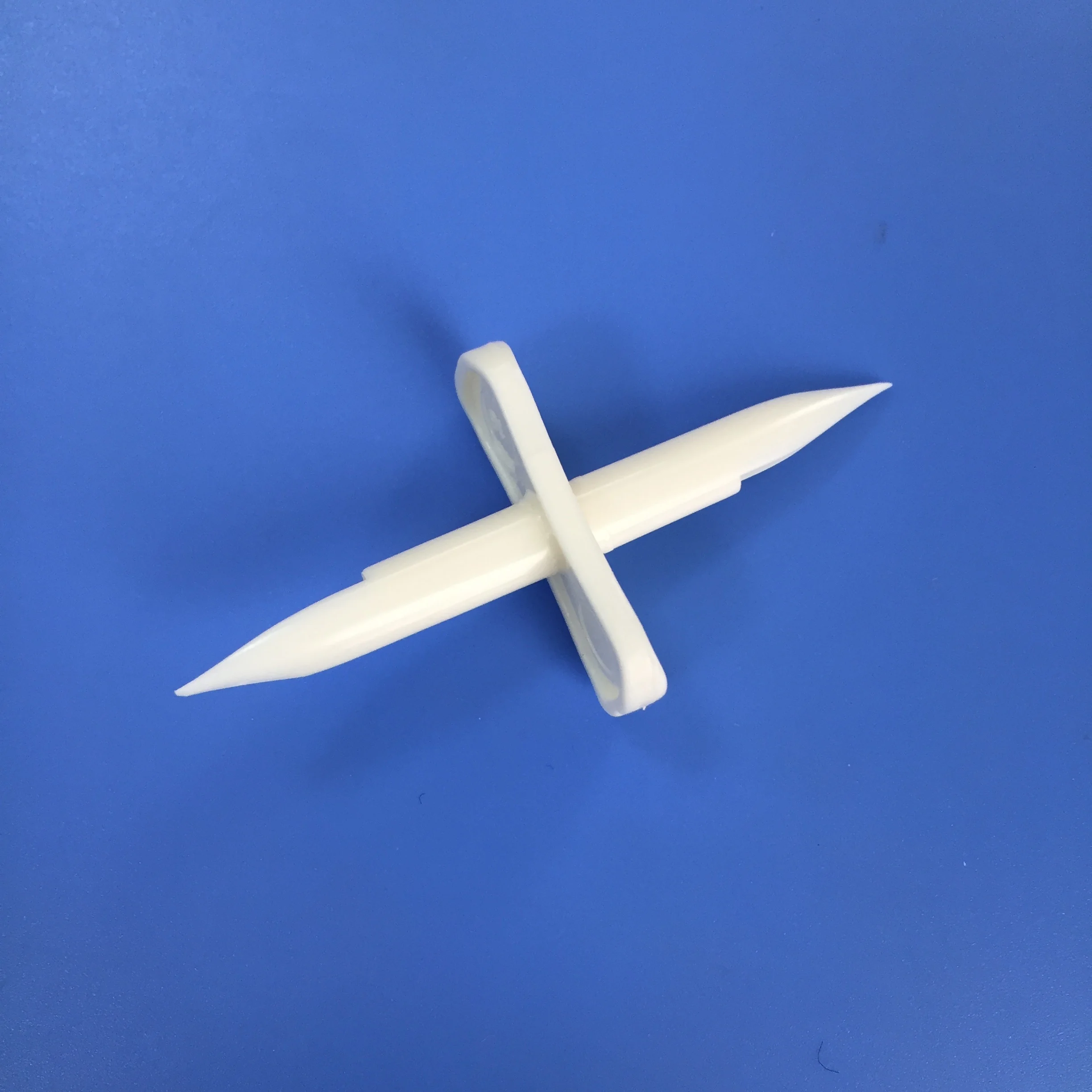 Professional Double Ended Transfer Spike for Medical Use| Alibaba.com