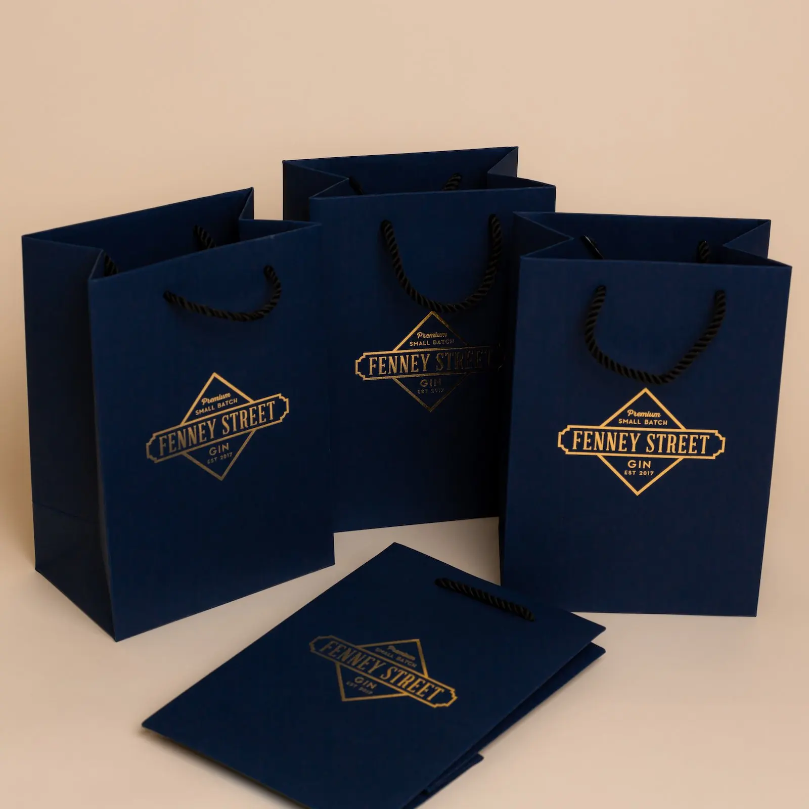 Custom Logo Luxury Packaging Bags - Black Paper Gift Bags