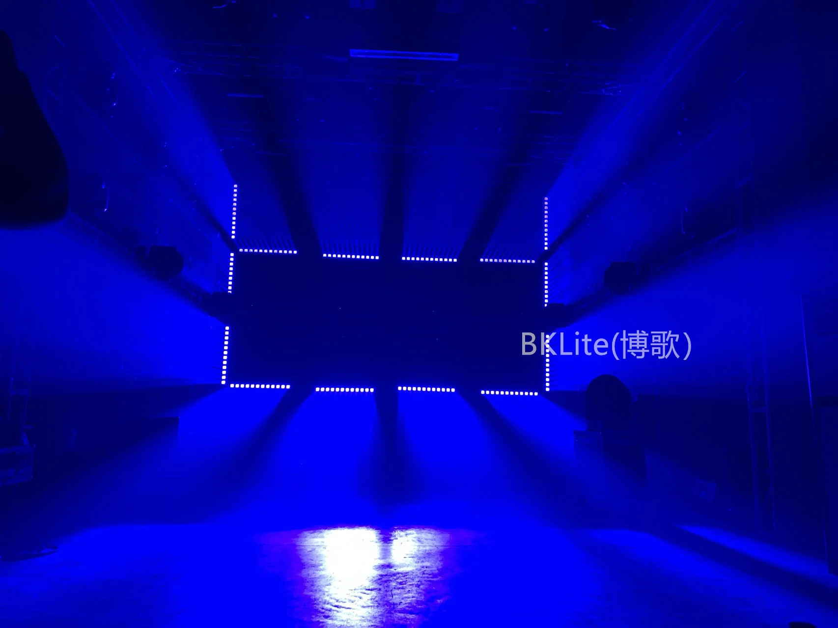 12x40w LED ZOOM Beam BAR - 50000 Hours Lifespan & RGBW Color