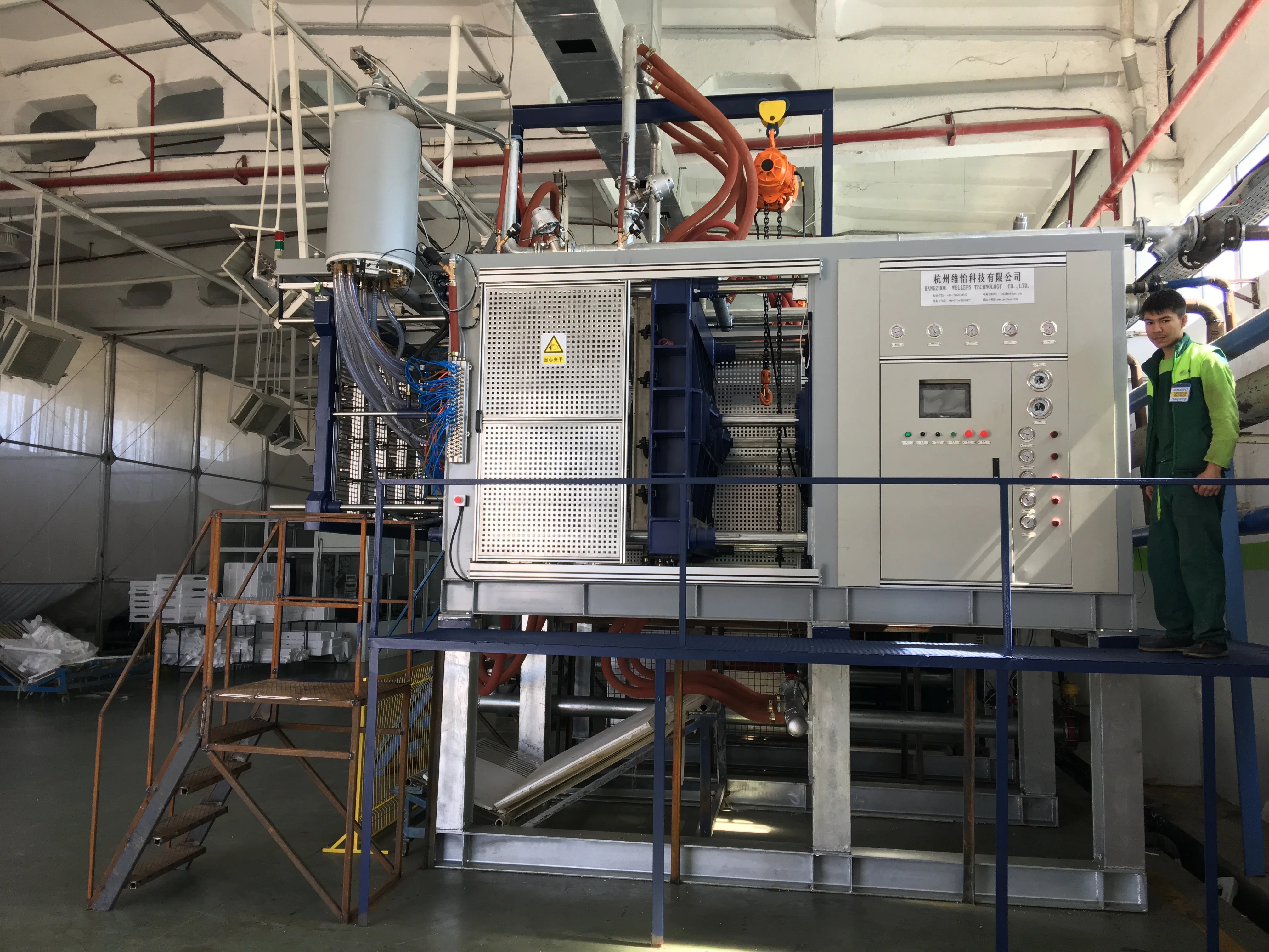 Professional Automatic Expandable Polystyrene Cornice Molding Machine ...