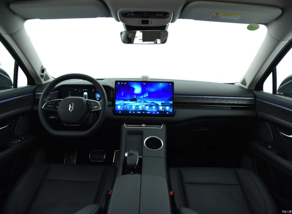 Aito M5 Electric Car - Efficient SUV with Advanced Features