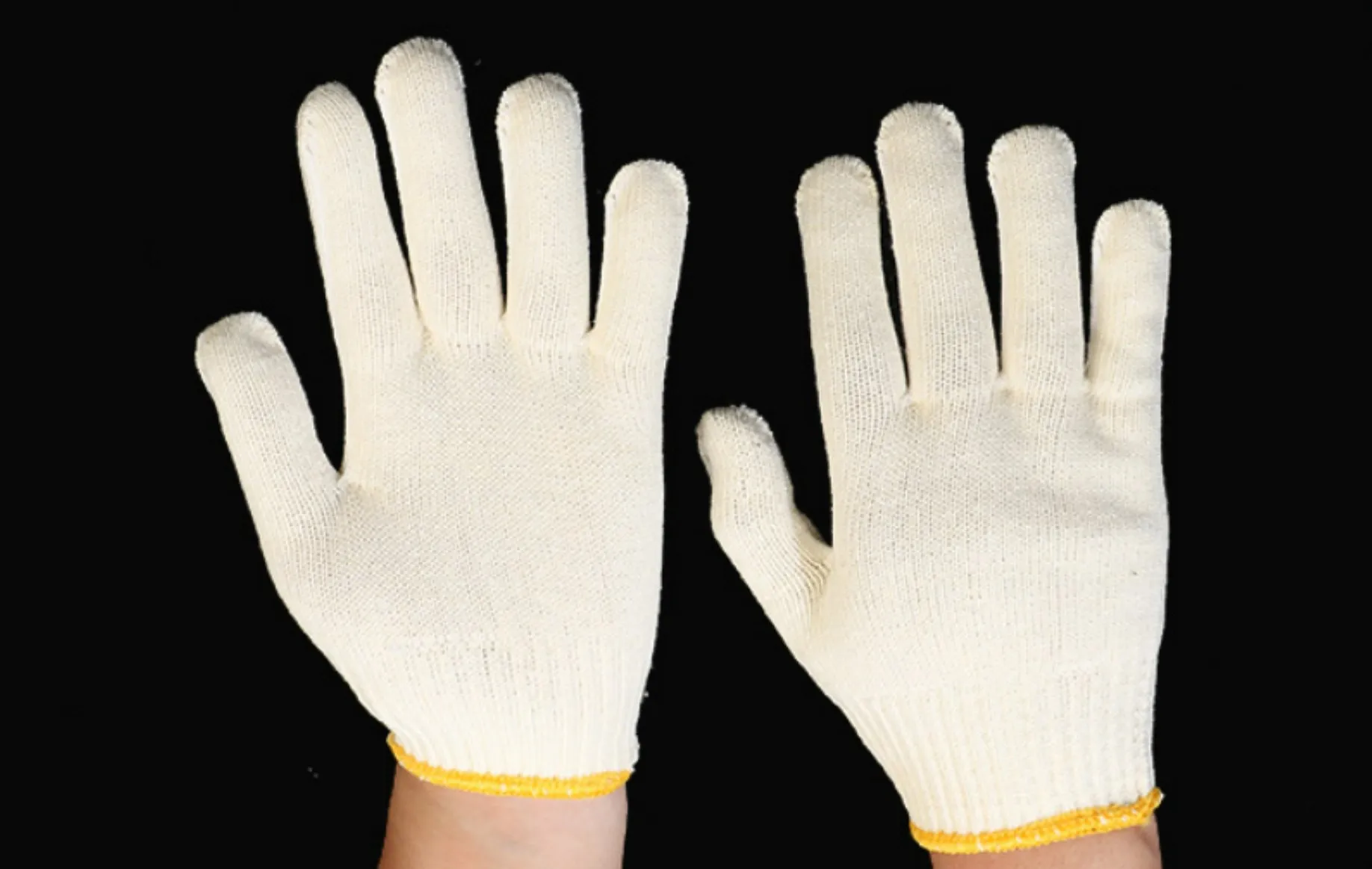 White Color Of Thread Cotton Yarn Knitting Thread Gloves Labor ...