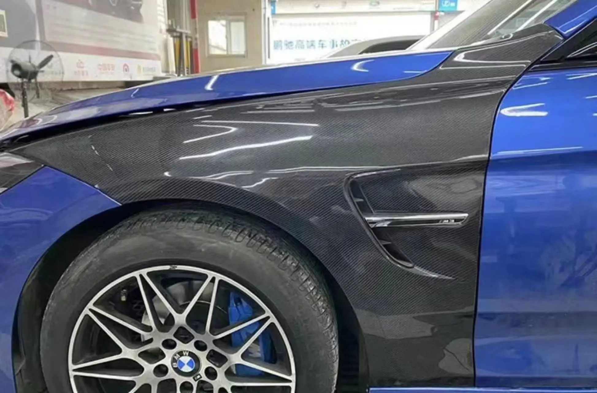 High Quality Carbon Fiber Fender for BMW F30 2013-2019
