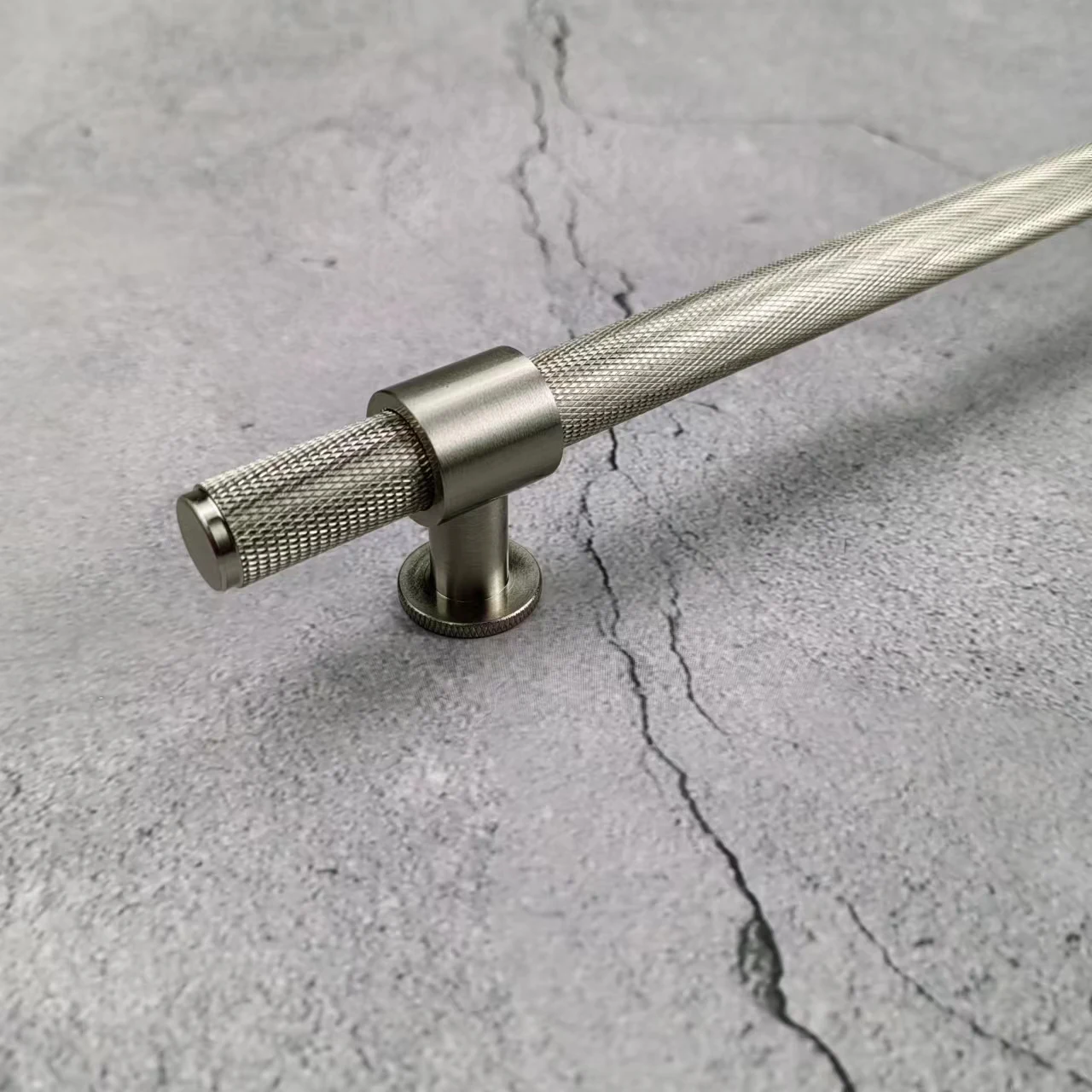 Customized size knurled bathroom cabinet handle long knurling kitchen ...