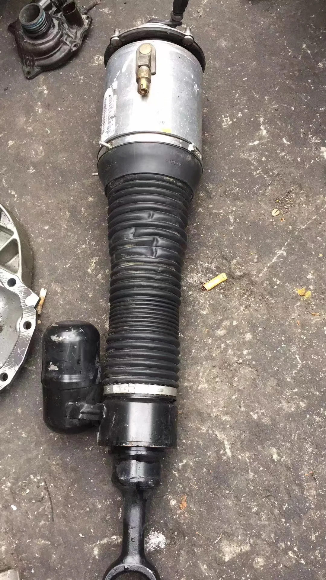 Original Used Air Suspension For Maserati Mc12 Shock Absorber 226149 ...