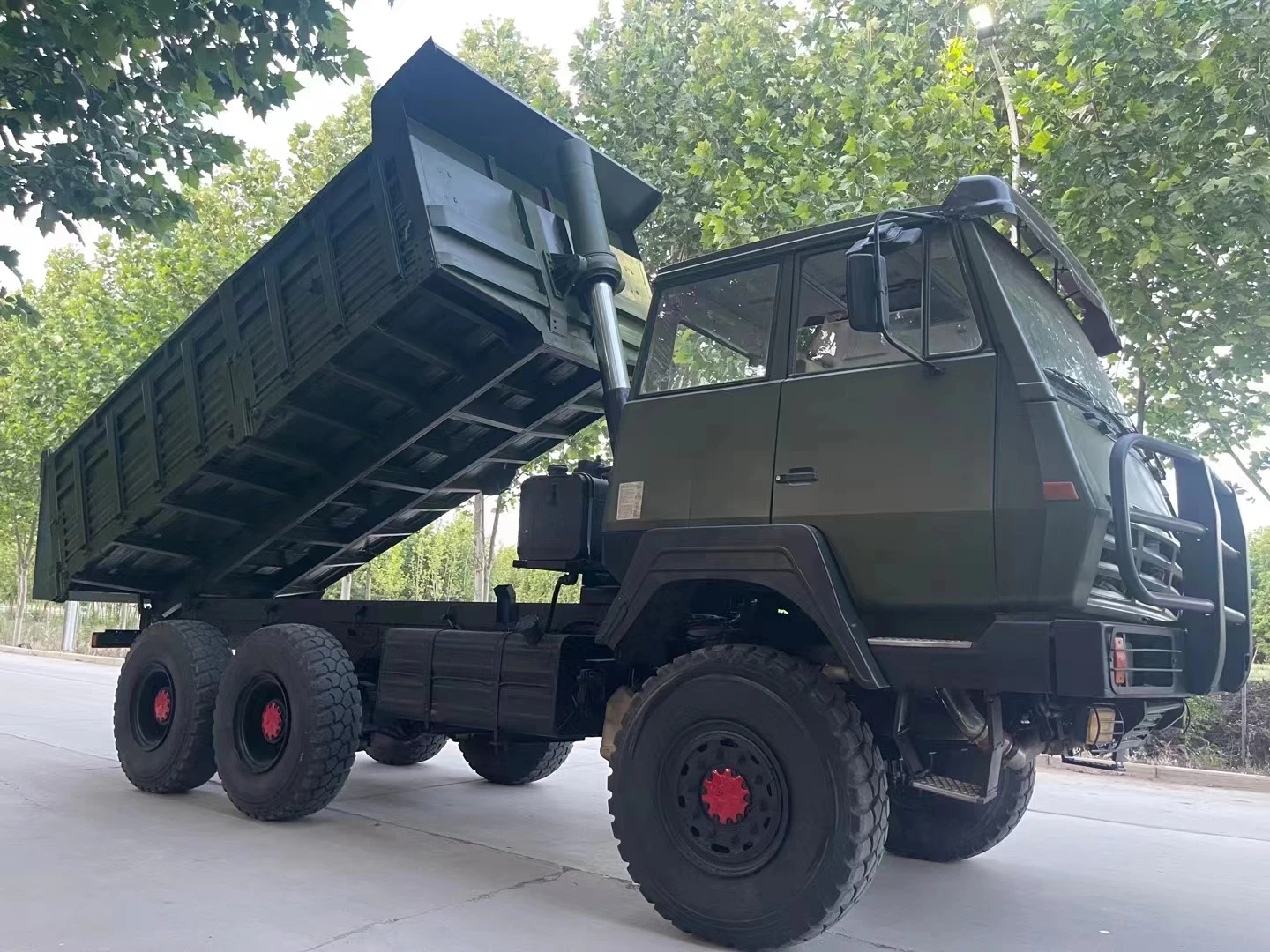 Second Hand Newly Used 310hp Diesel Euro 3 Shacman Full Drive Tipper 3 ...