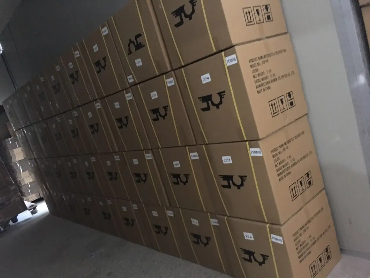 Frp Refrigerated Motorcycle Courier Delivery Box Led Screen Top Case ...