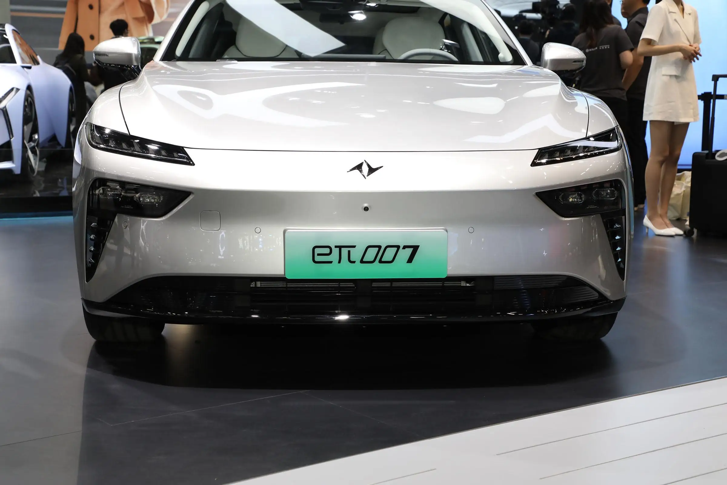 Dongfeng E 007 - High Speed Electric Sports Car