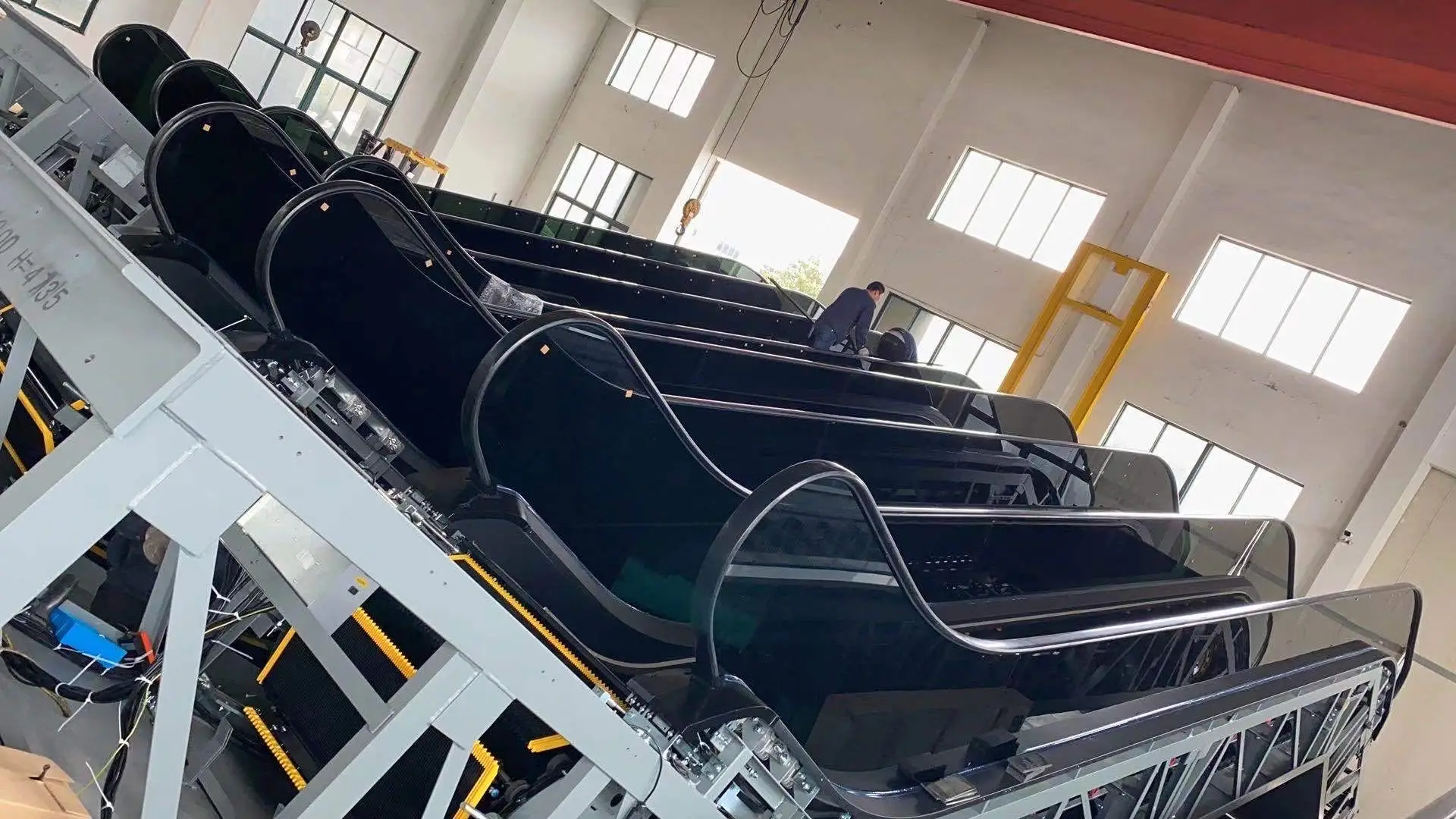 Moving Walkway Travelator - 6 Degree Indoor & Outdoor