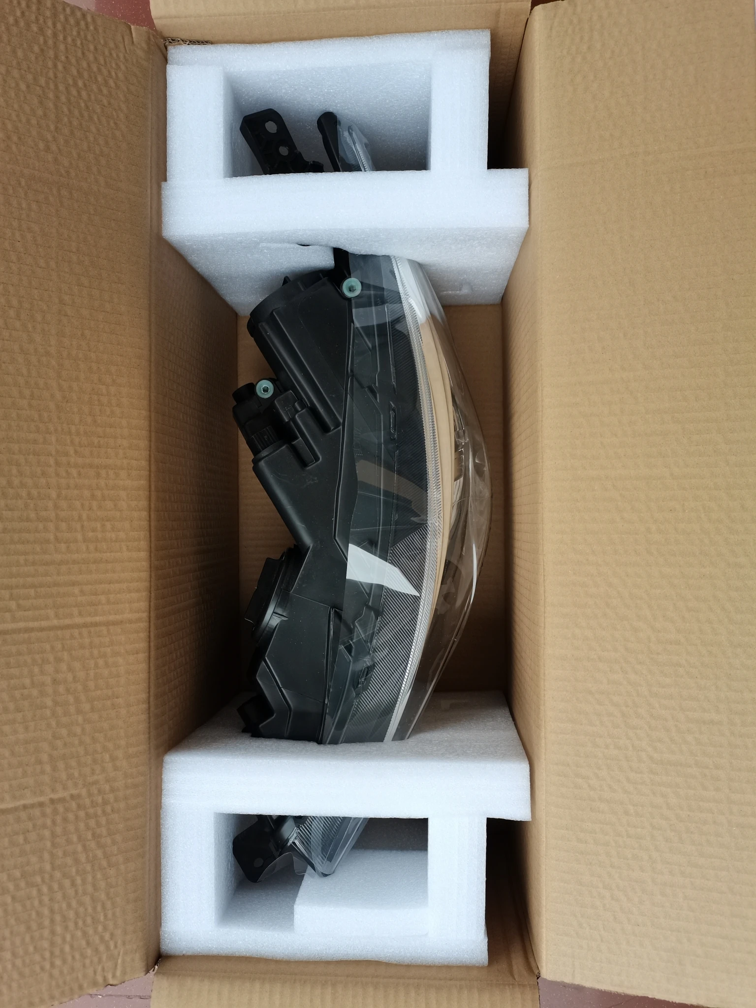 长安阿尔文零件号B511F280501-0300的发光二极管前照灯总成| Alibaba.com