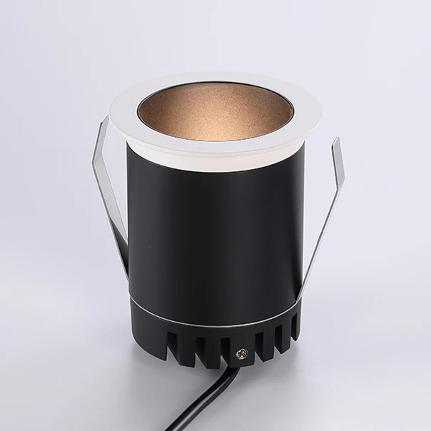 Shop Spotlight - Efficient 3W Black Reflector LED Downlight