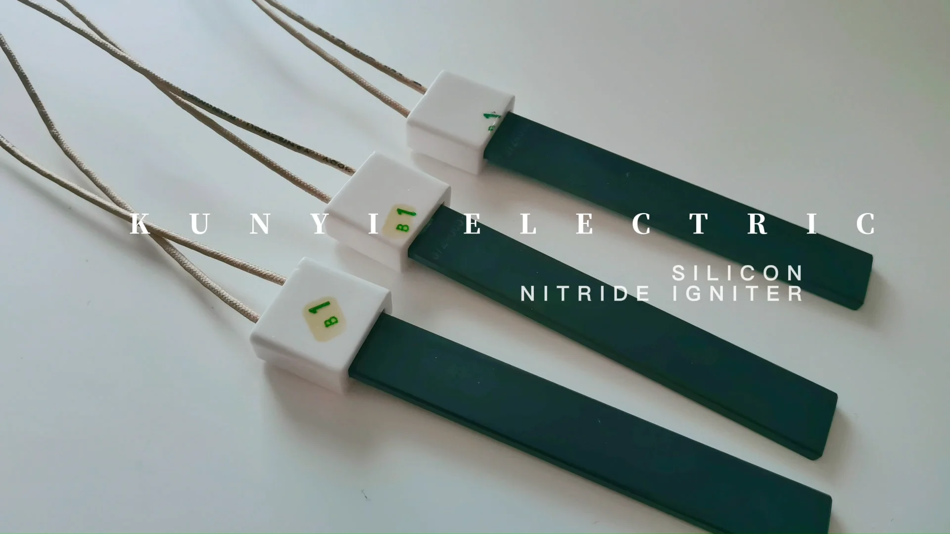 Silicon Nitride Ceramic Igniter For Bolier - Buy Hot Surface Silicon ...