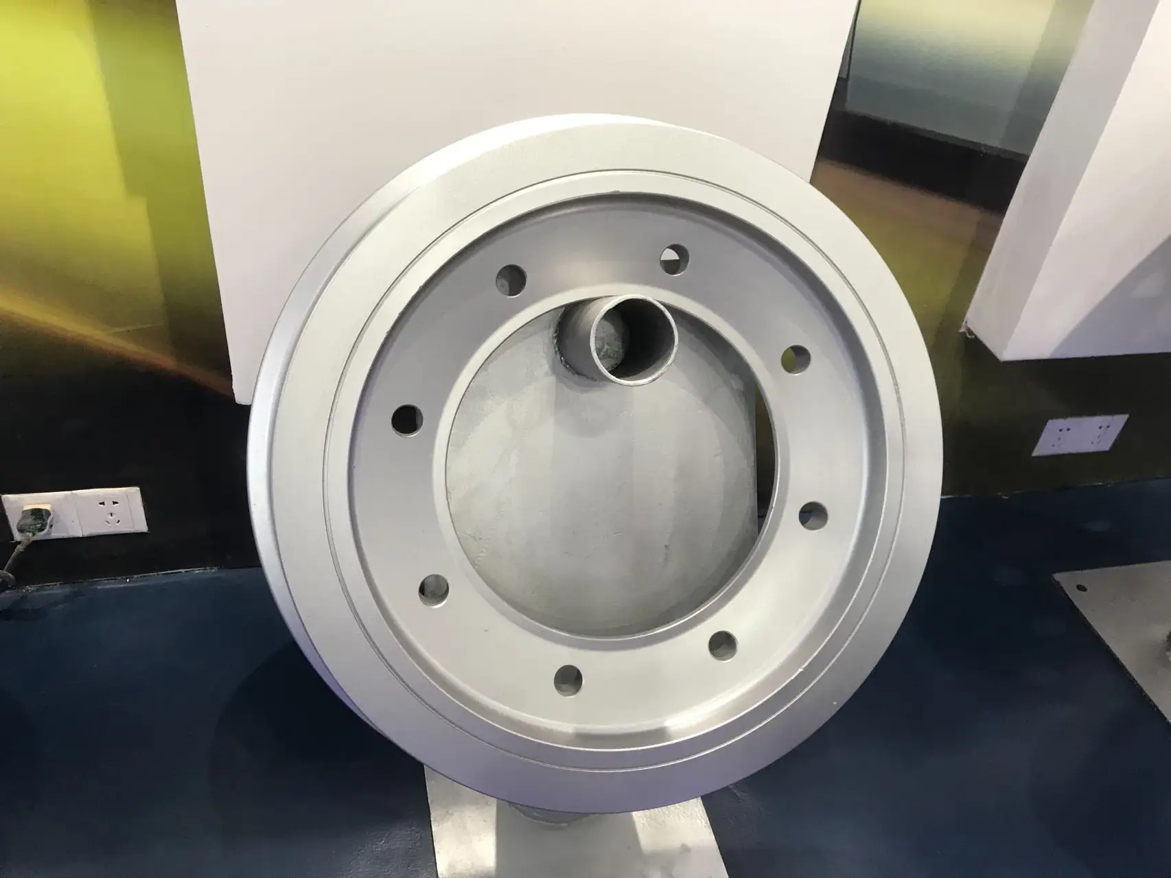 Durable Railway Wheels - High Strength & Customized Color