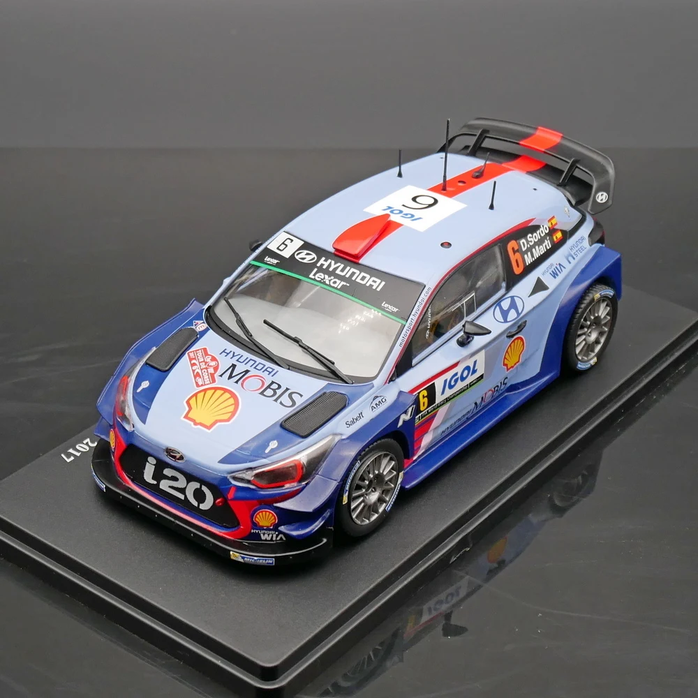 OEM Race Model Car 1/24 - Perfect for Collectors & Gifts