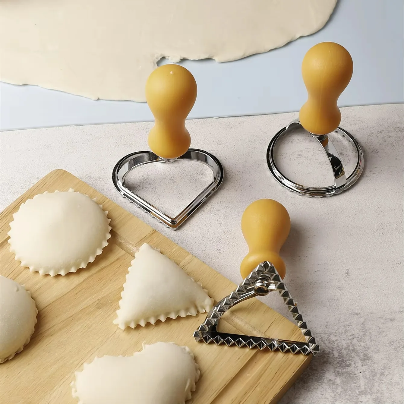 Handheld Stainless Steel Food Grade Non Stick Round Triangle Heart ...