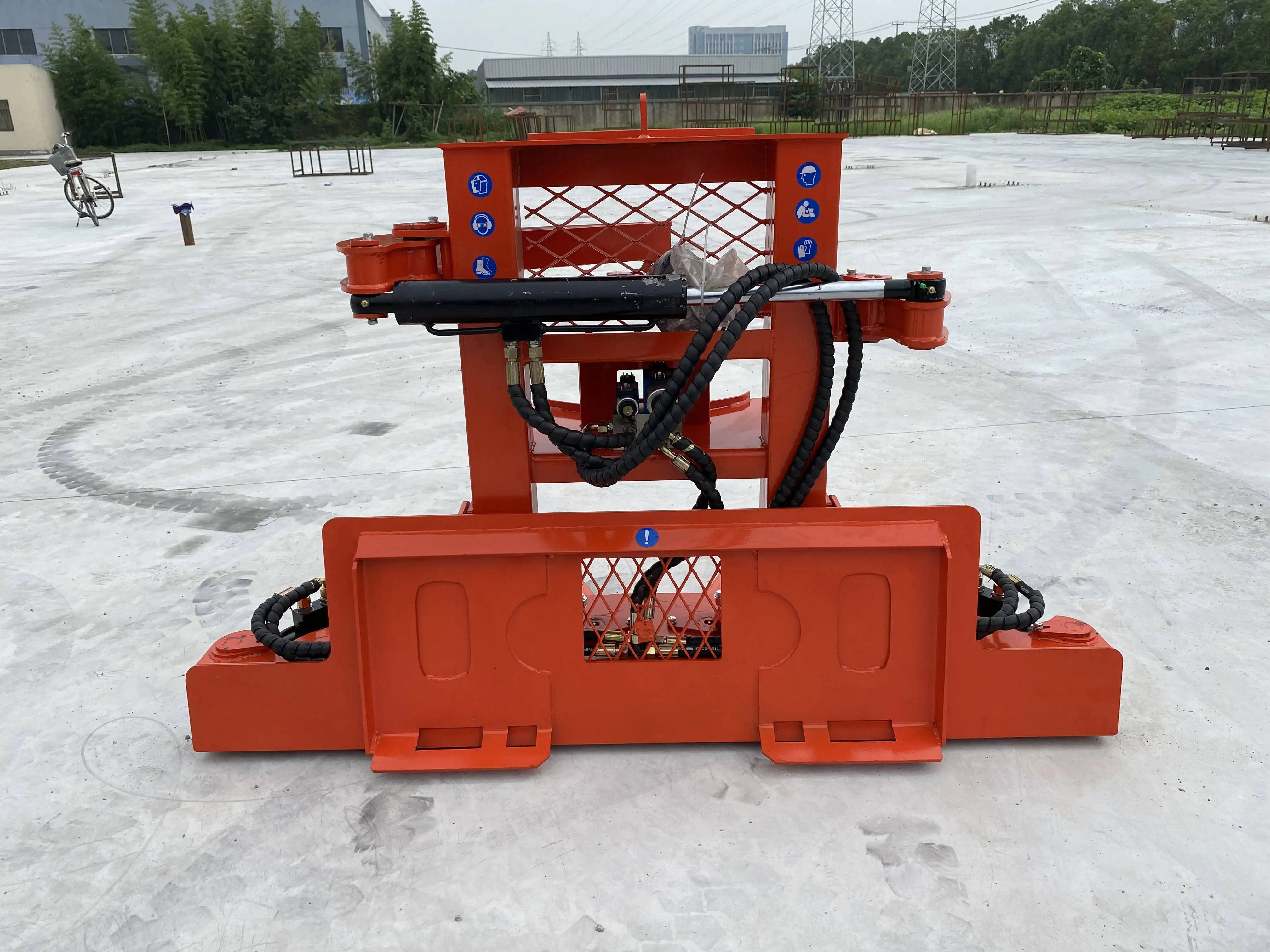 Tractor Tree Cutter - Efficient Tree Shear Attachments