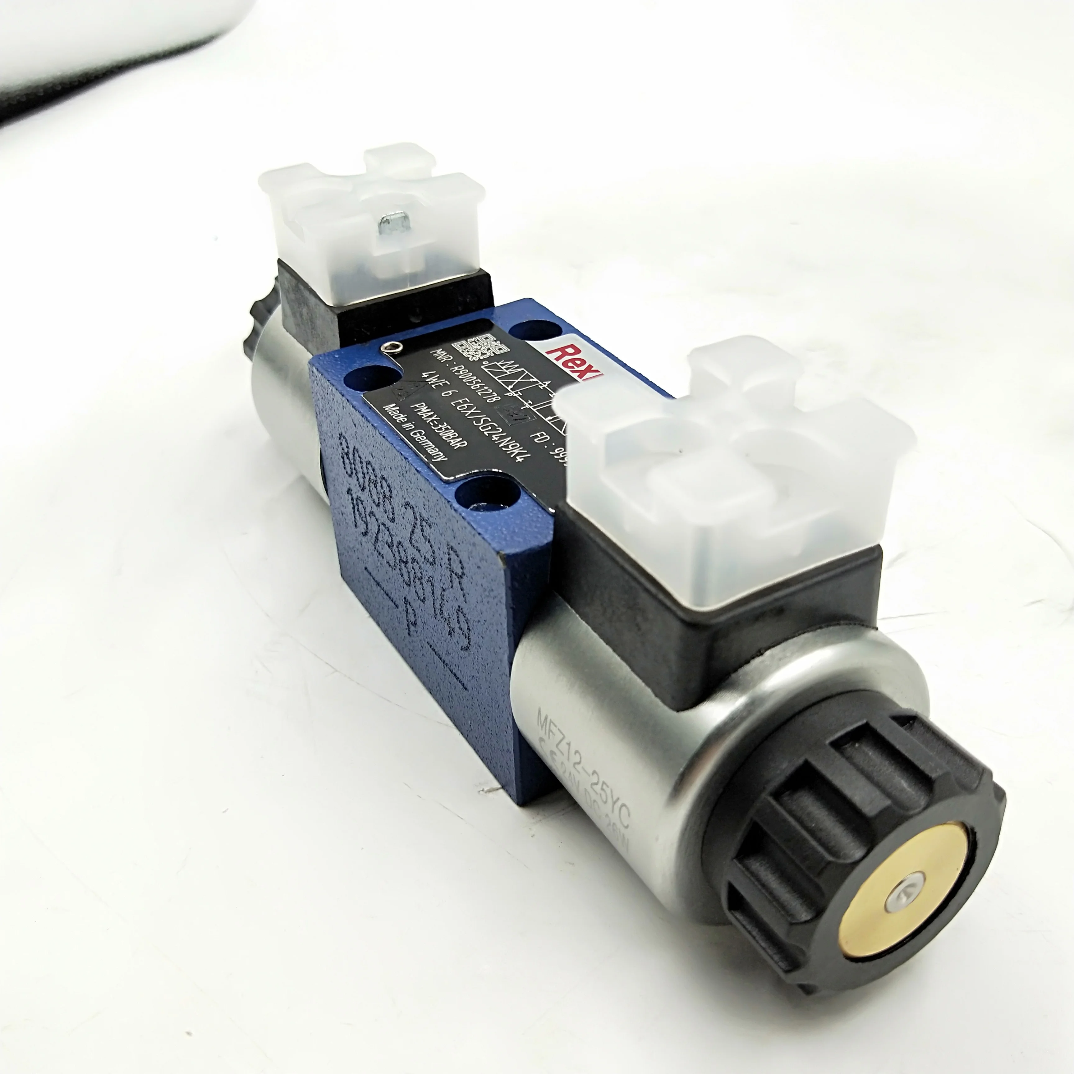 Hydraulic solenoid valve 4WE10 4WE6 4WE10E5X/CW110RN9Z5L D3X/CG24N9K4 ...