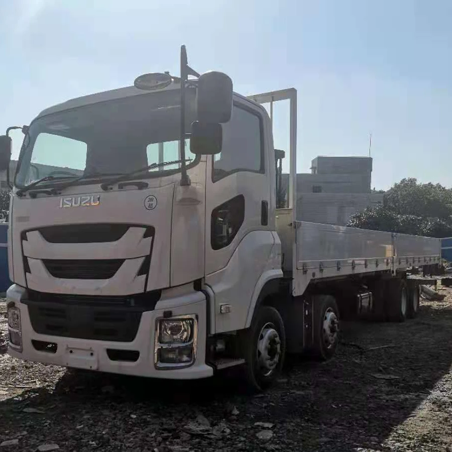 Japan Used Isuzu cargo truck in superior condition Second hand cargo ...
