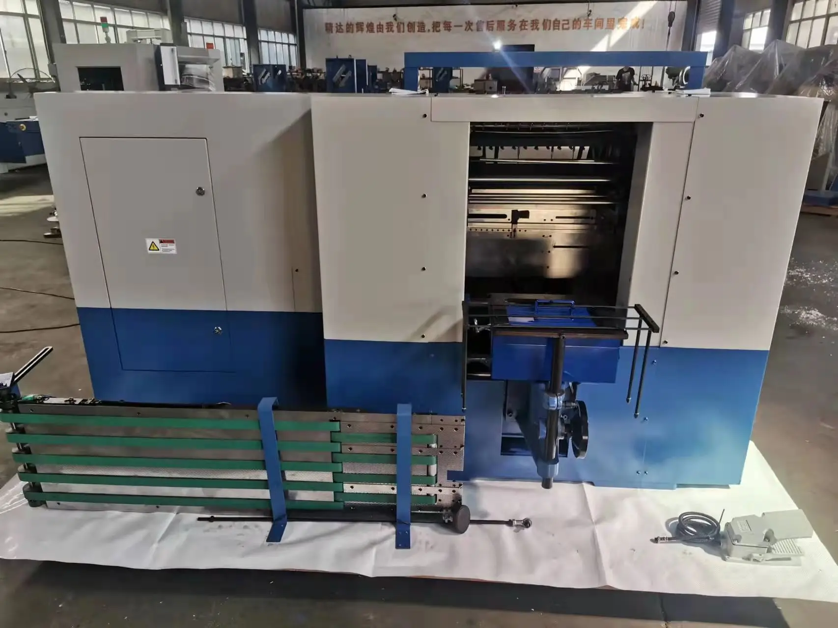 ZOMAGTC SX-460E Automatic Book Binding Machine - Efficient Sewing